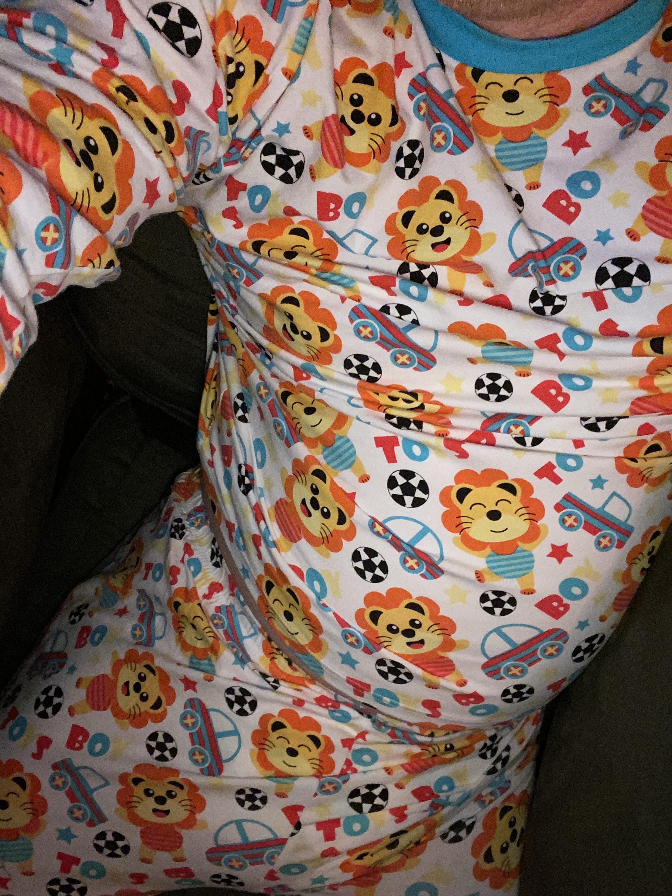 Love my new Lion Jammies!!! Mommy ordered them special for meeeee | Scrolller