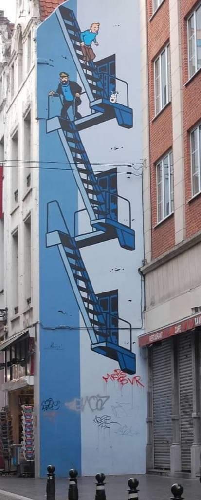 Love this downtown Brussels mural | Scrolller