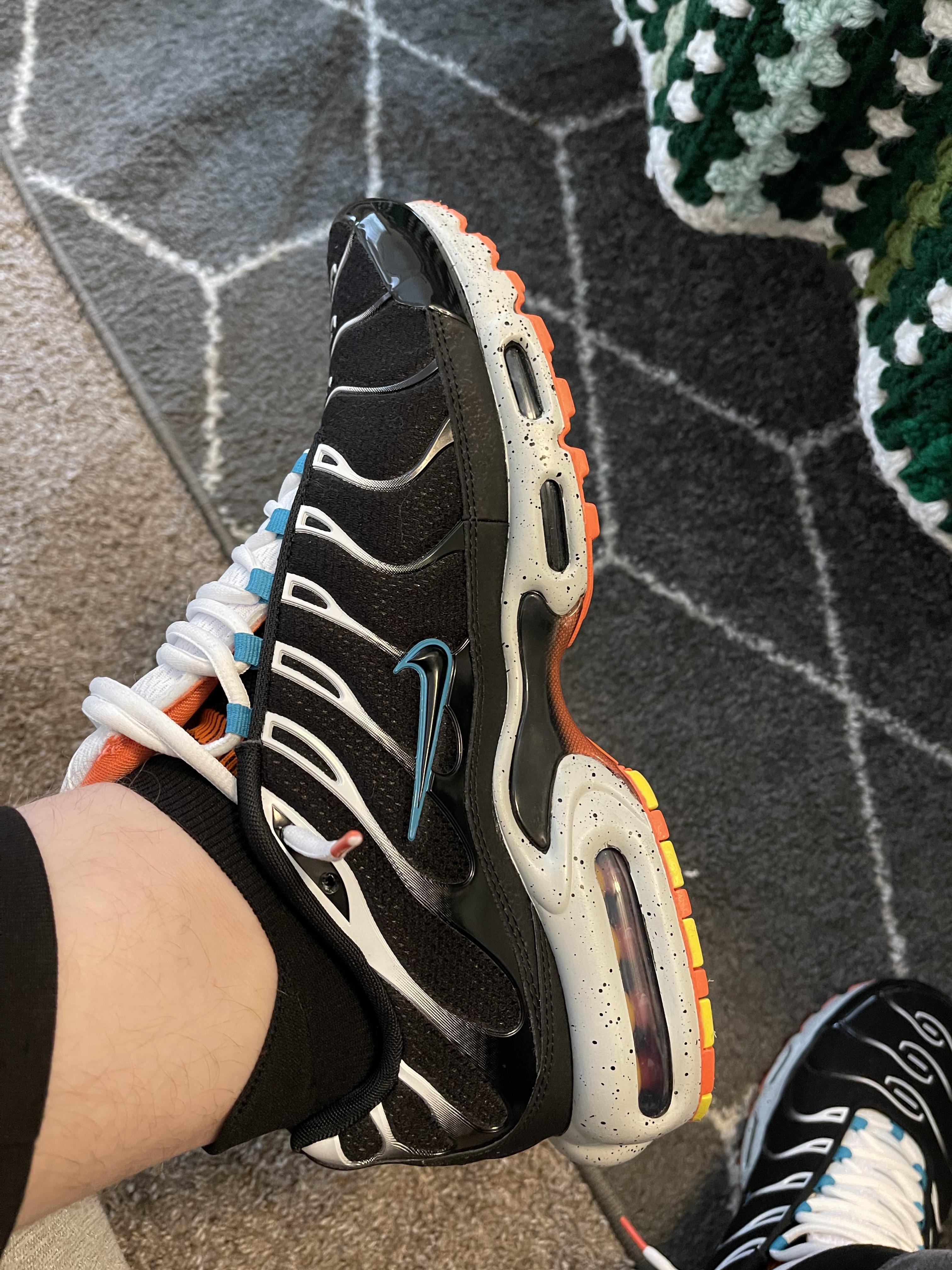 Love wearing new kicks. | Scrolller