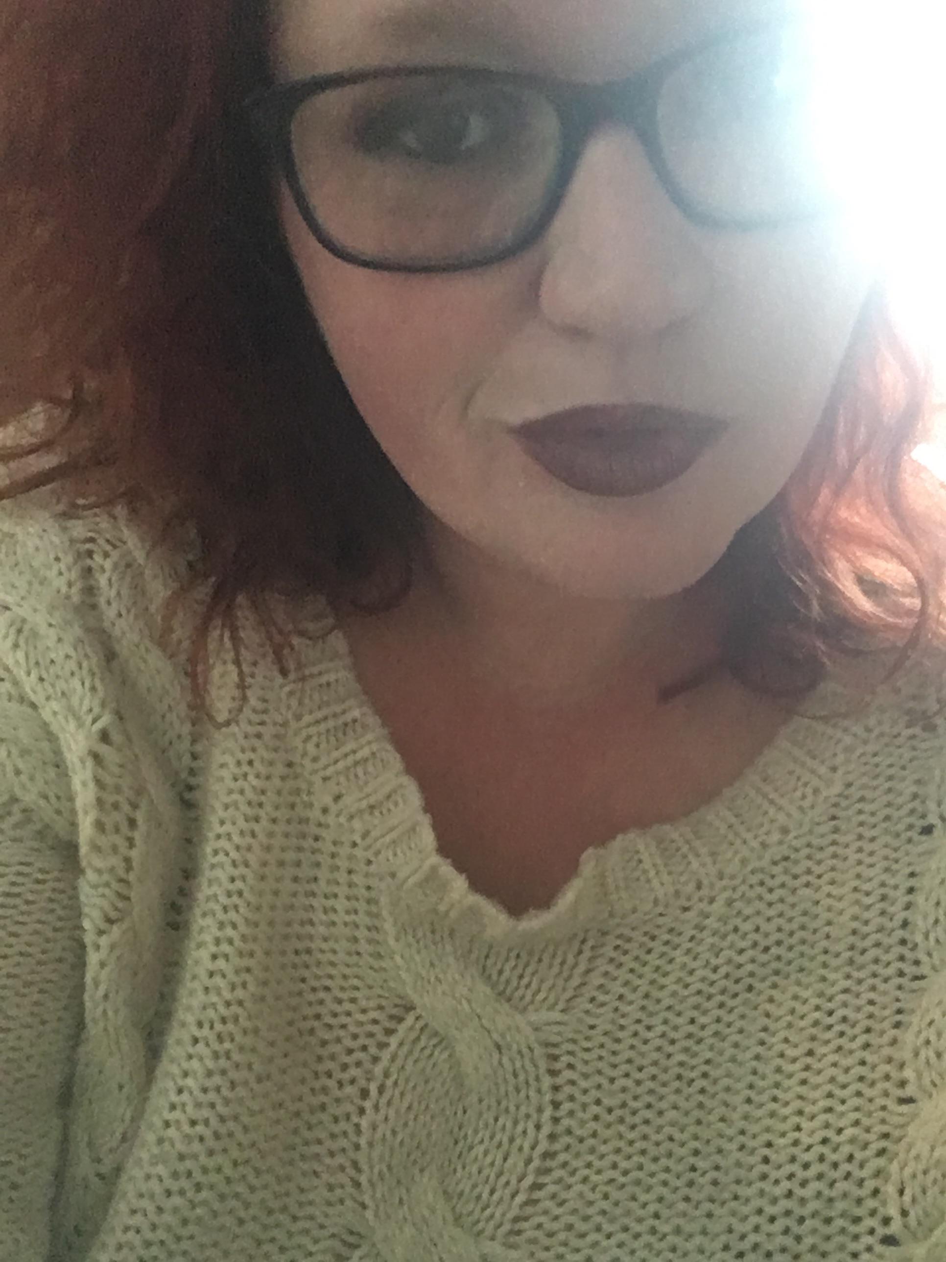 Loving the full lip look | Scrolller