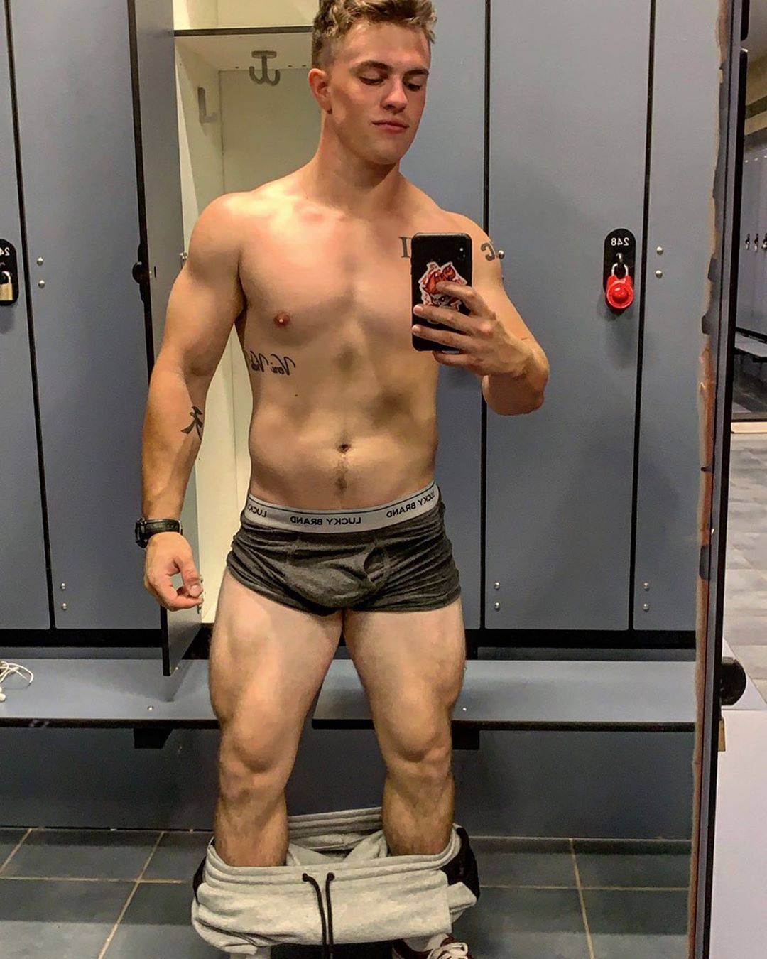 Lucky Brand | Scrolller