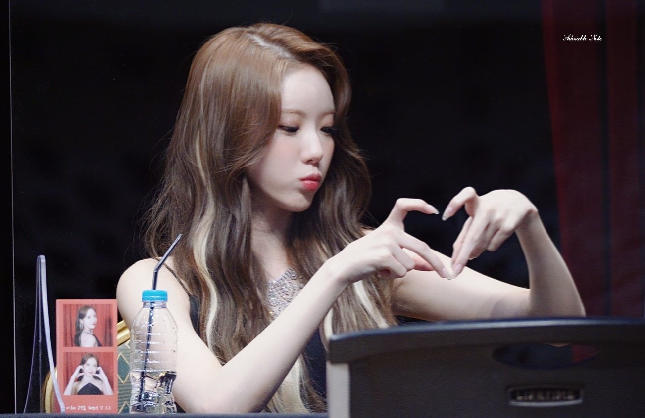 Luda Heart | Scrolller