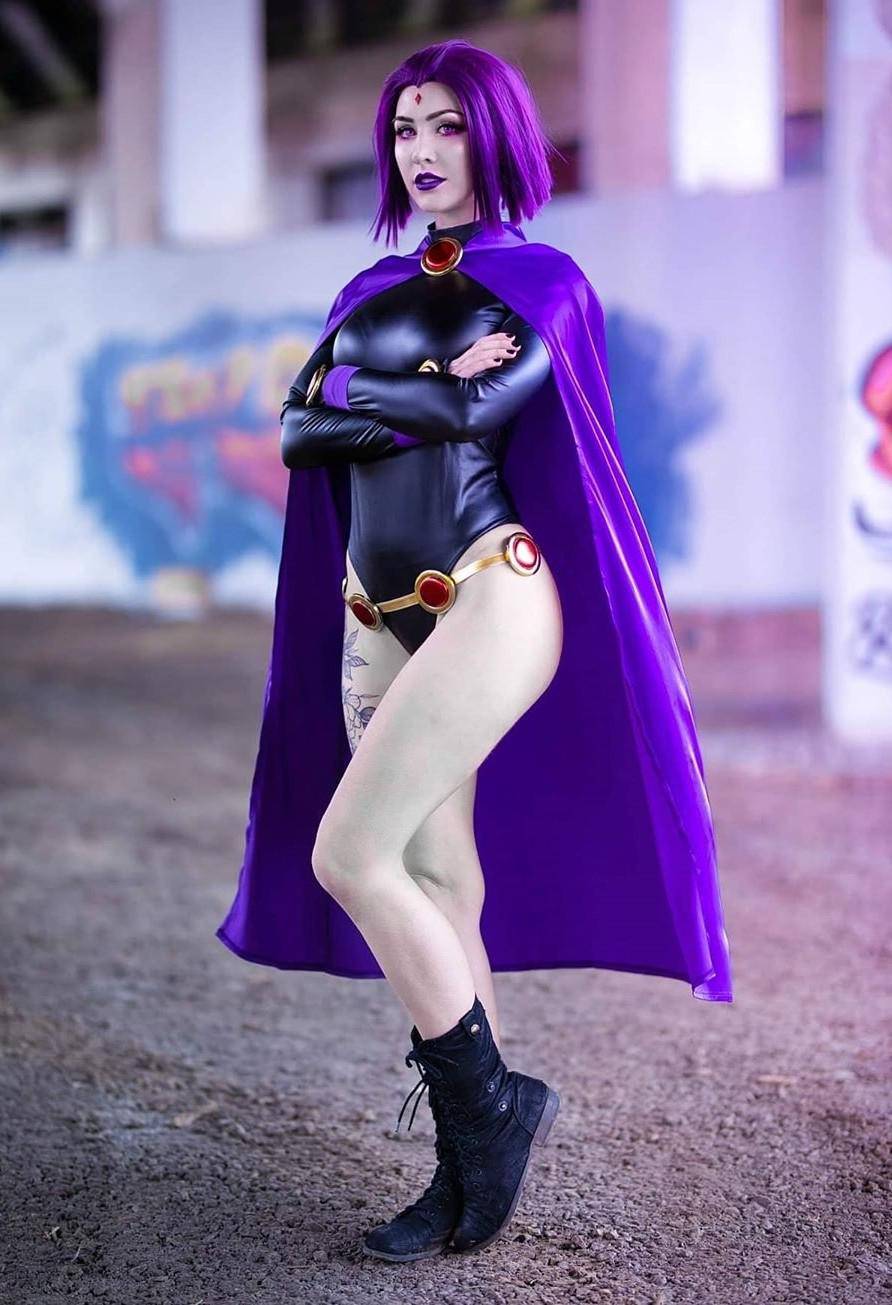 luxlocosplay as Raven | Scrolller