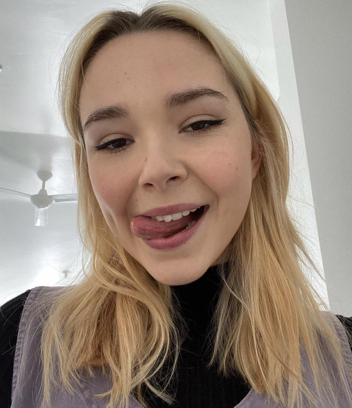 Lydia Night | Scrolller