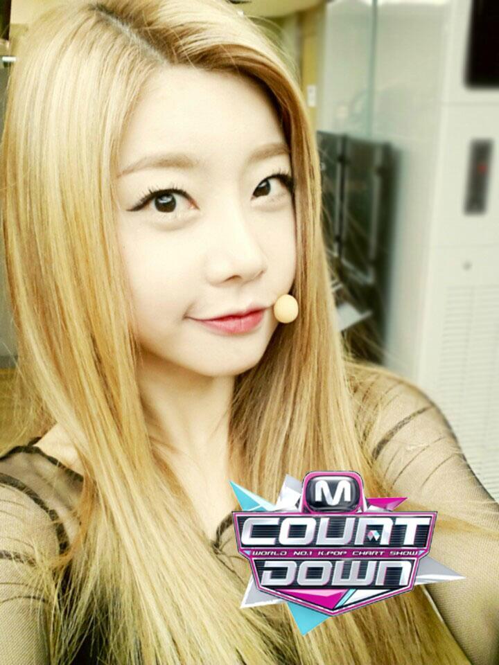 M Countdown | Scrolller