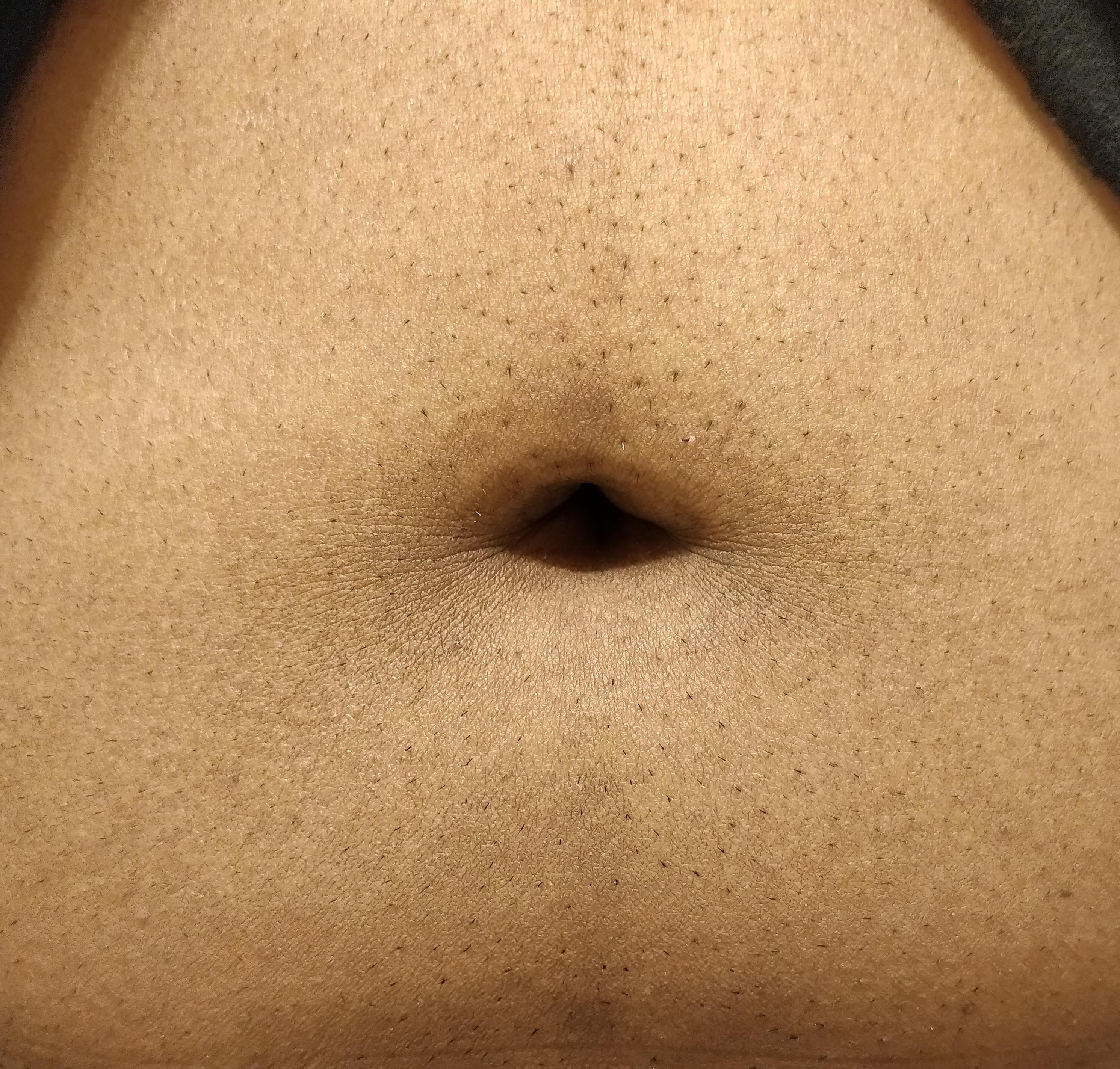[M]y deep innie Bellybutton! | Scrolller