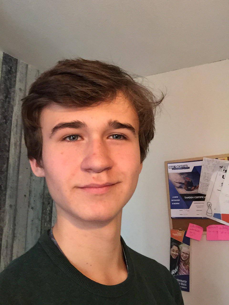 [m15] am I ugly? | Scrolller