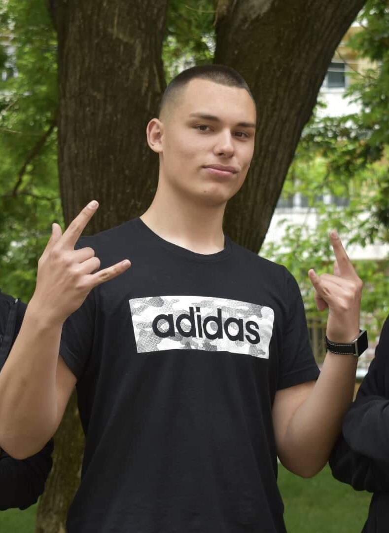 [M16] is ya boi ugly? | Scrolller