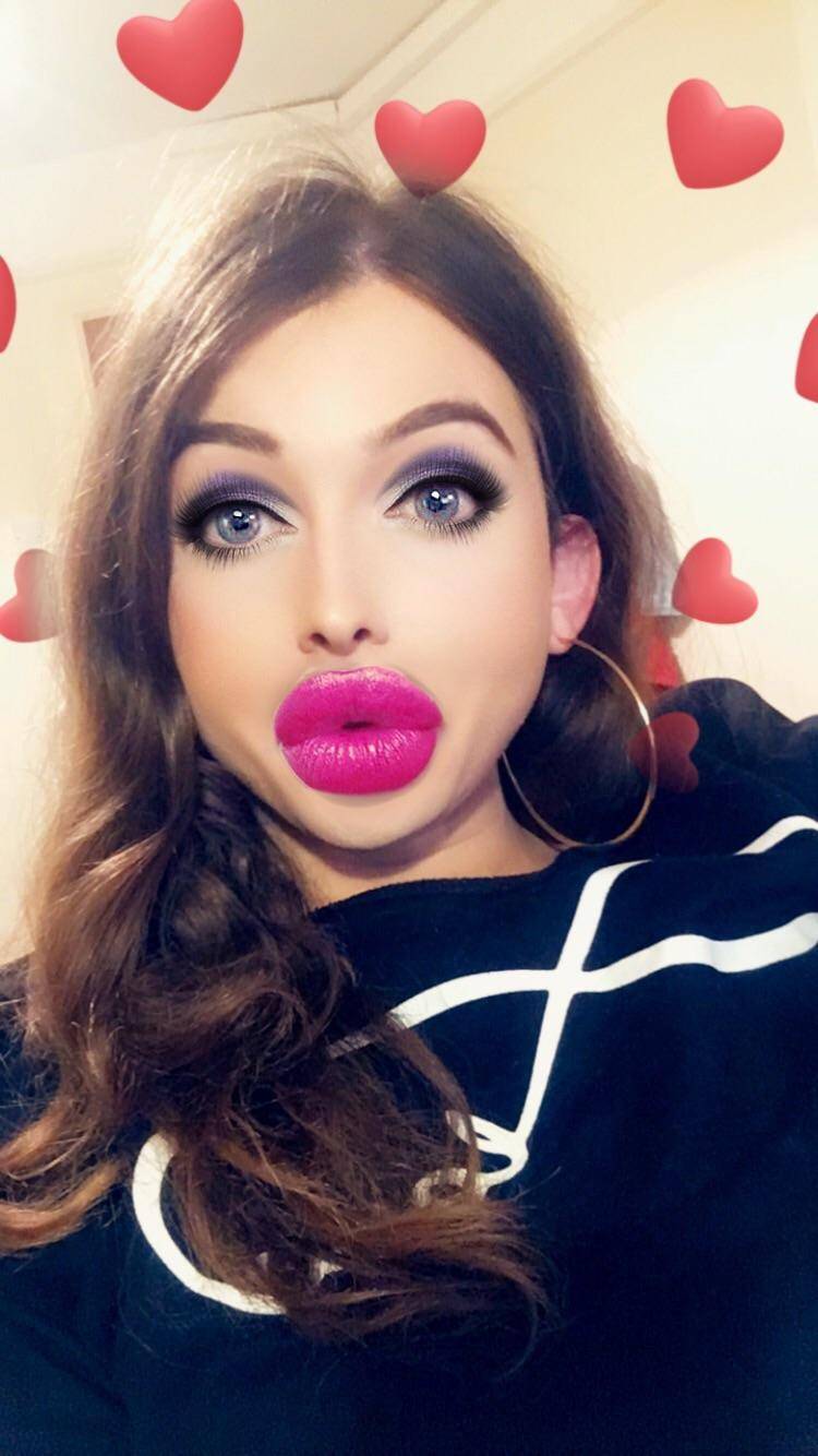 [M2F trans] Bimbofication, Had The_FireBrandSFM do the edit thanks Hun 😍🥰 | Scrolller