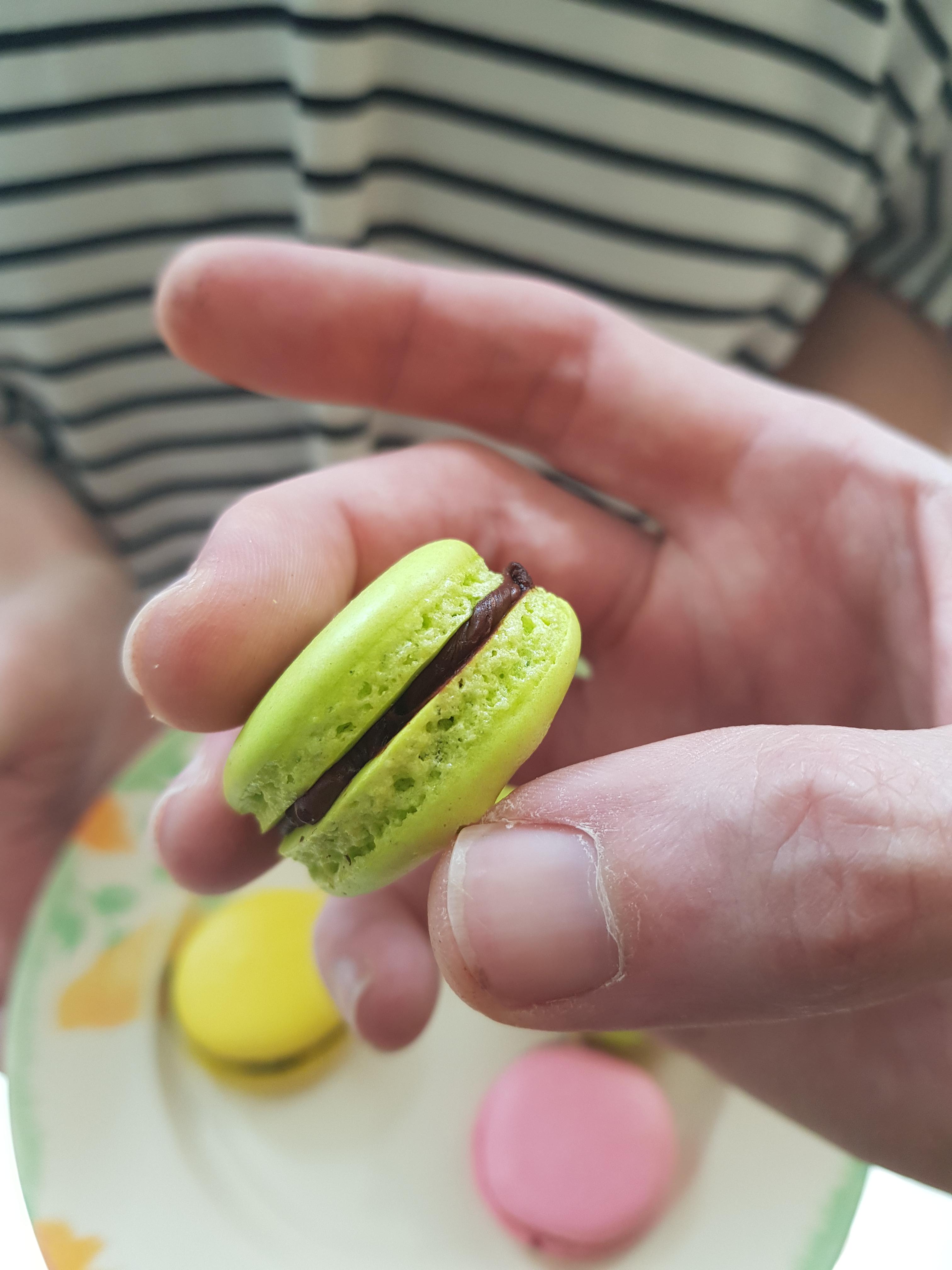 Macarons | Scrolller