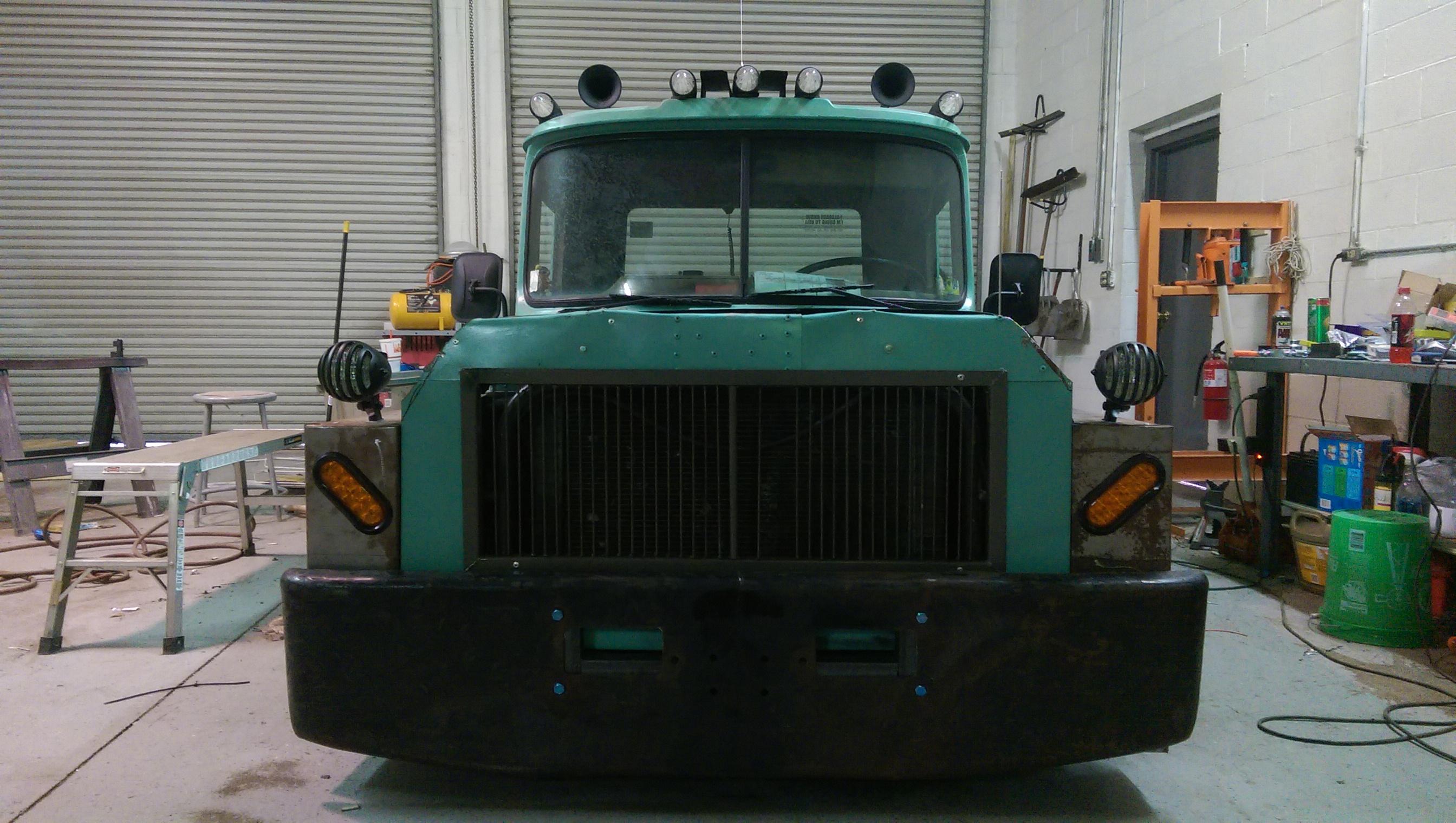 Mack rod | Scrolller