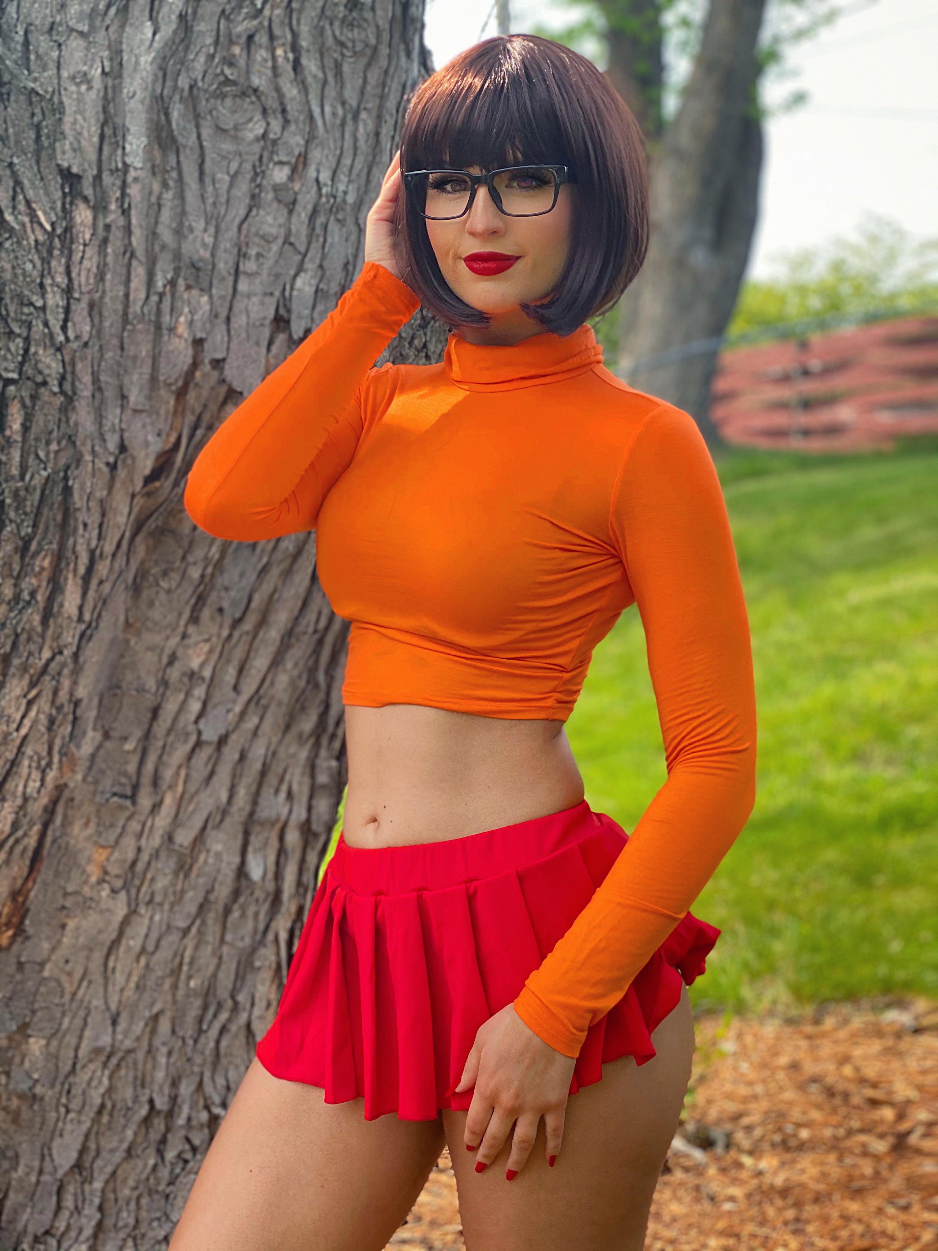 MadEmLush as Velma Dinkley | Scrolller