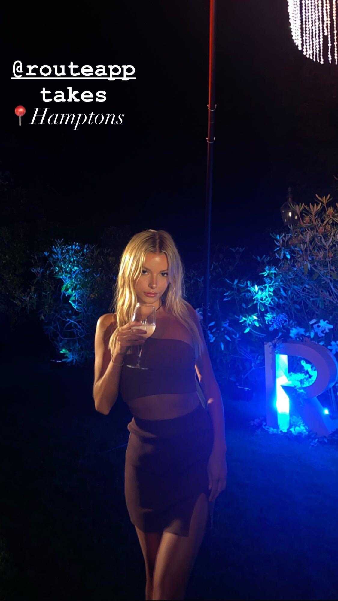 Madi Teeuws Scrolller