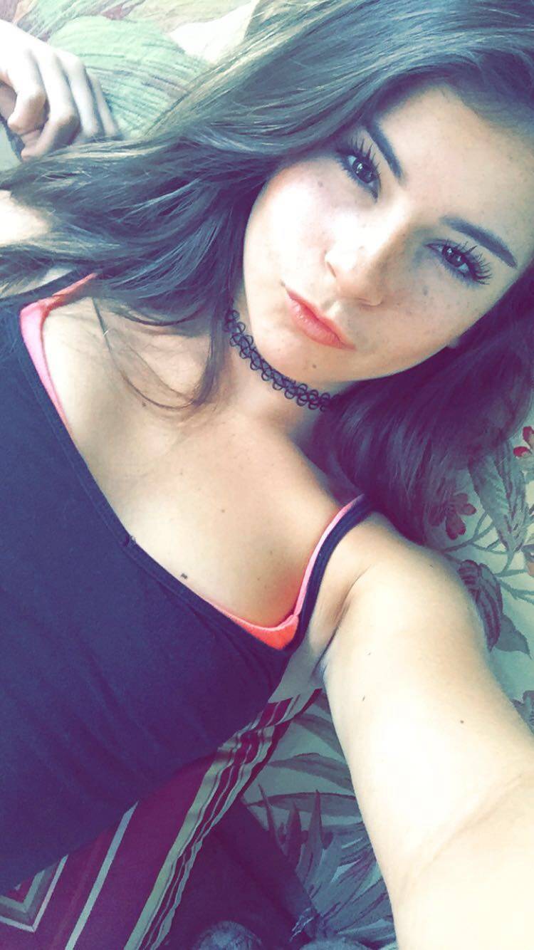 Madison Deck Selfie | Scrolller