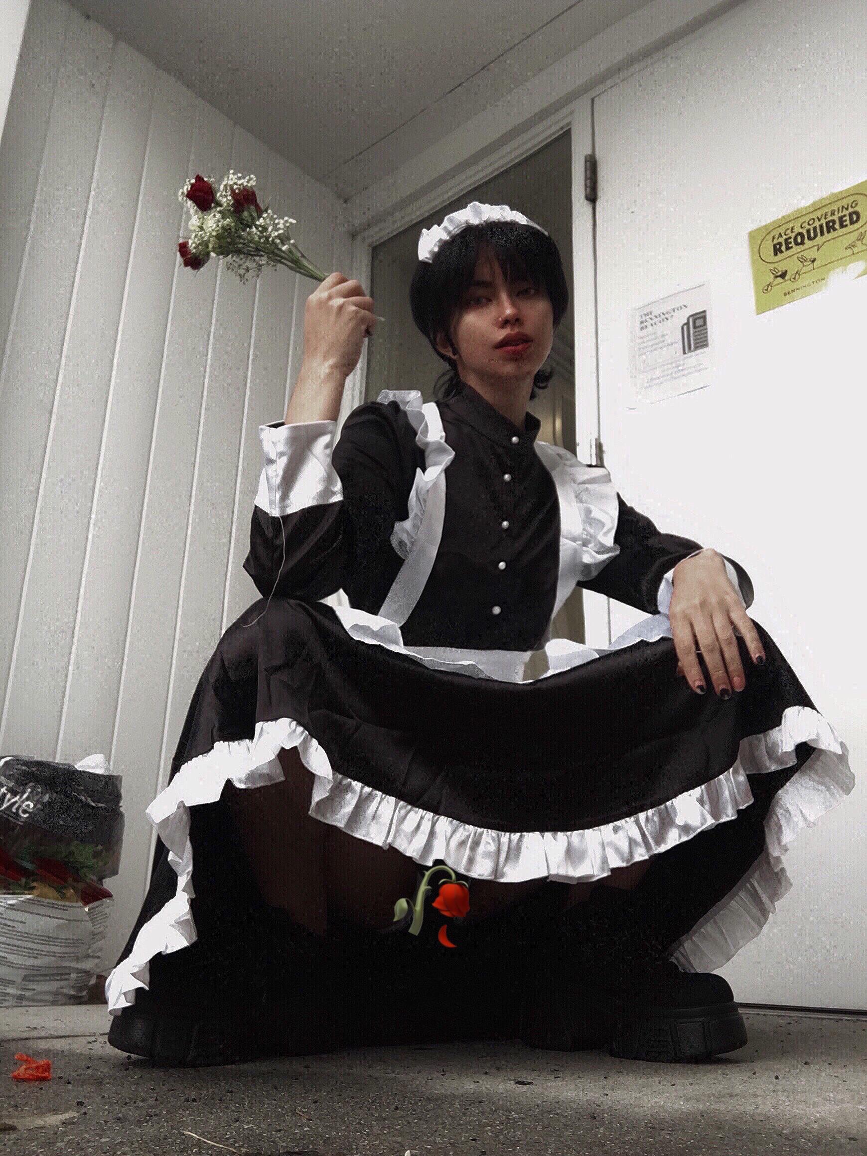 maid fit content? ☺️ | Scrolller