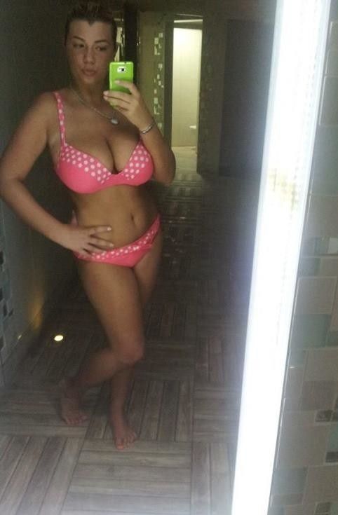 Major boobage | Scrolller