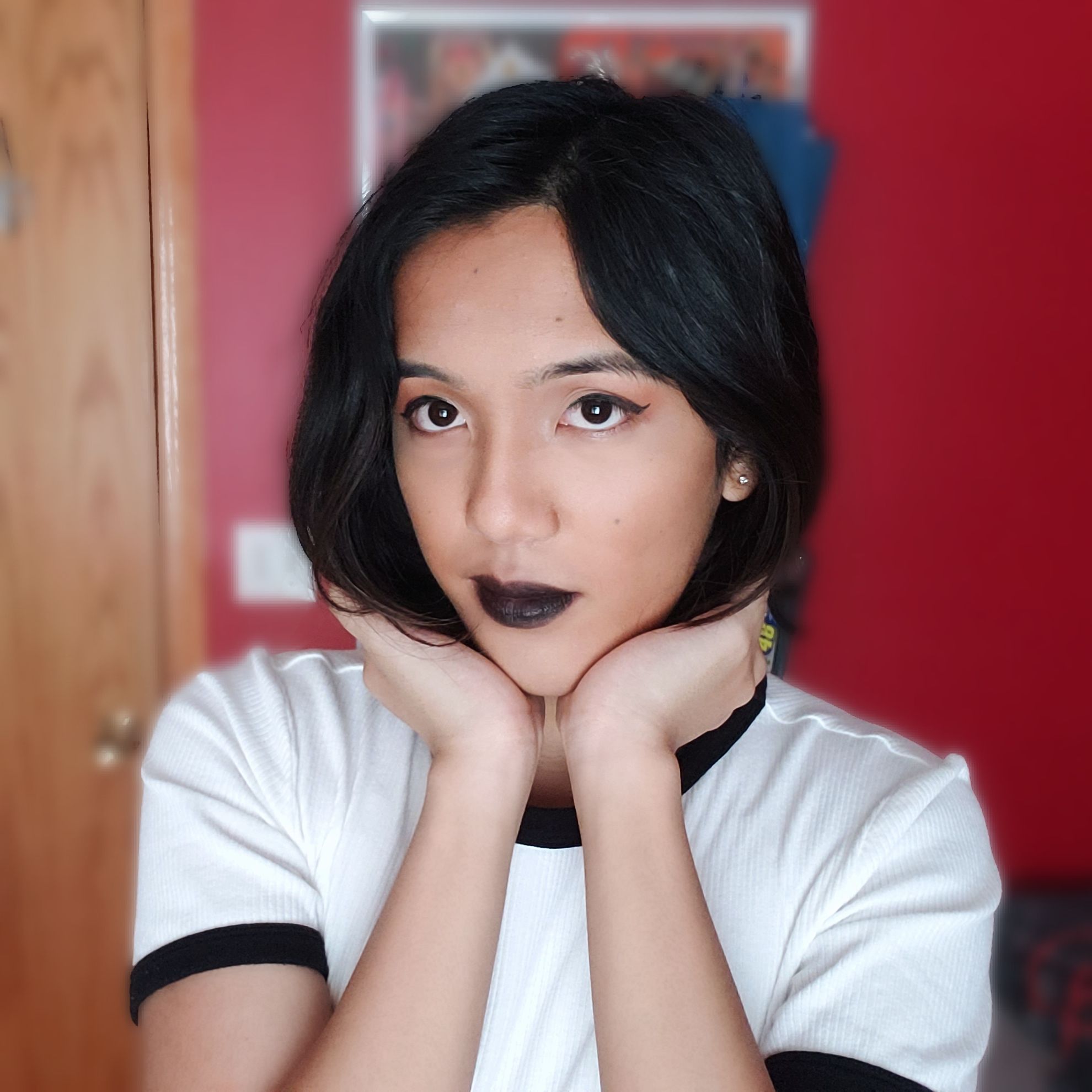 makeup makes me glow 💄 | Scrolller