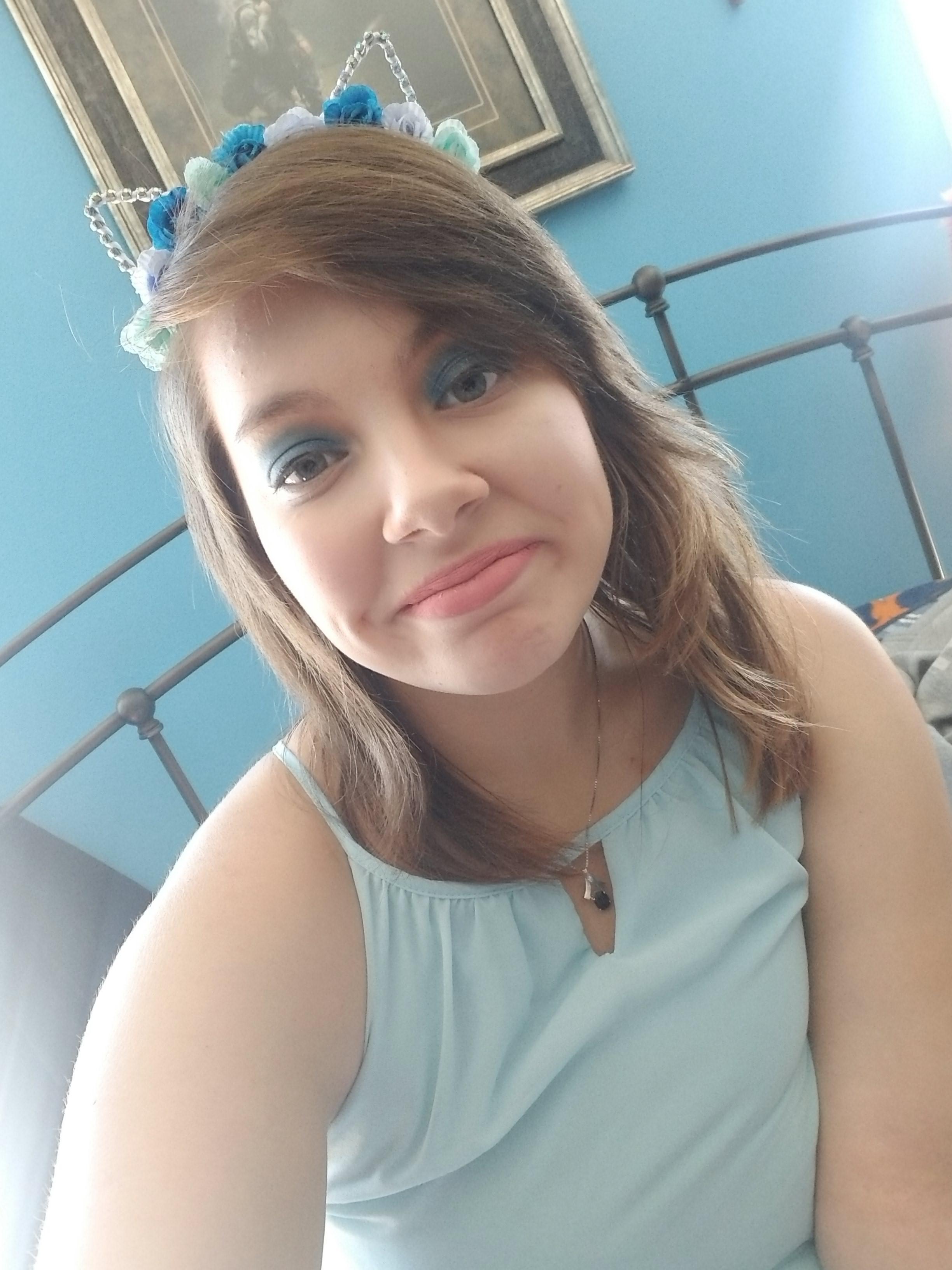 Makeup Practice 😋 | Scrolller