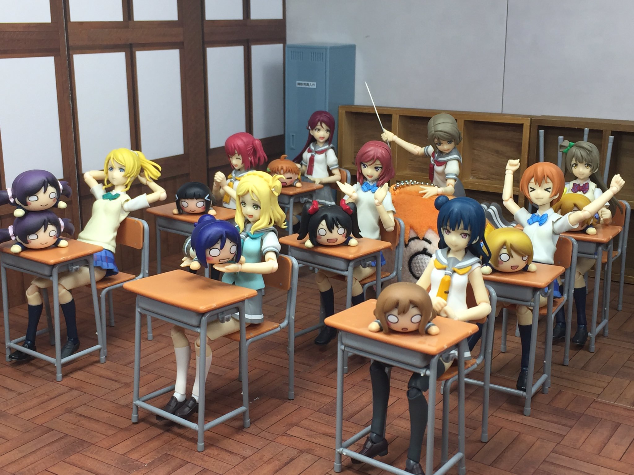 Making nesoberi in class | Scrolller