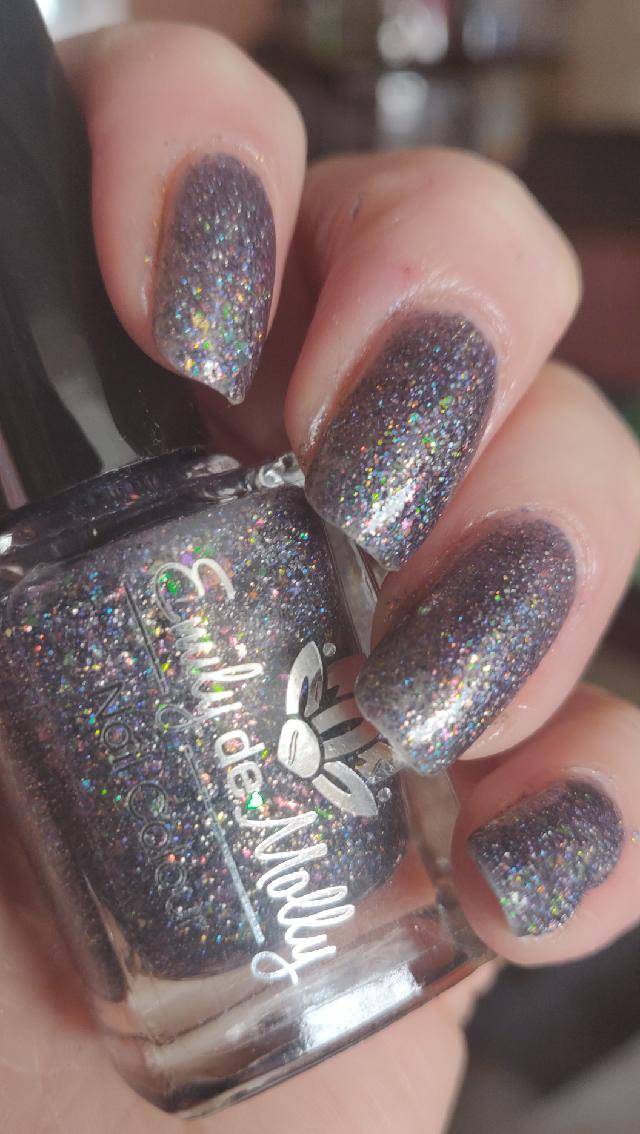 Mani of the Mo #3 Emily de Molly 'Prismatic Mode' | Scrolller
