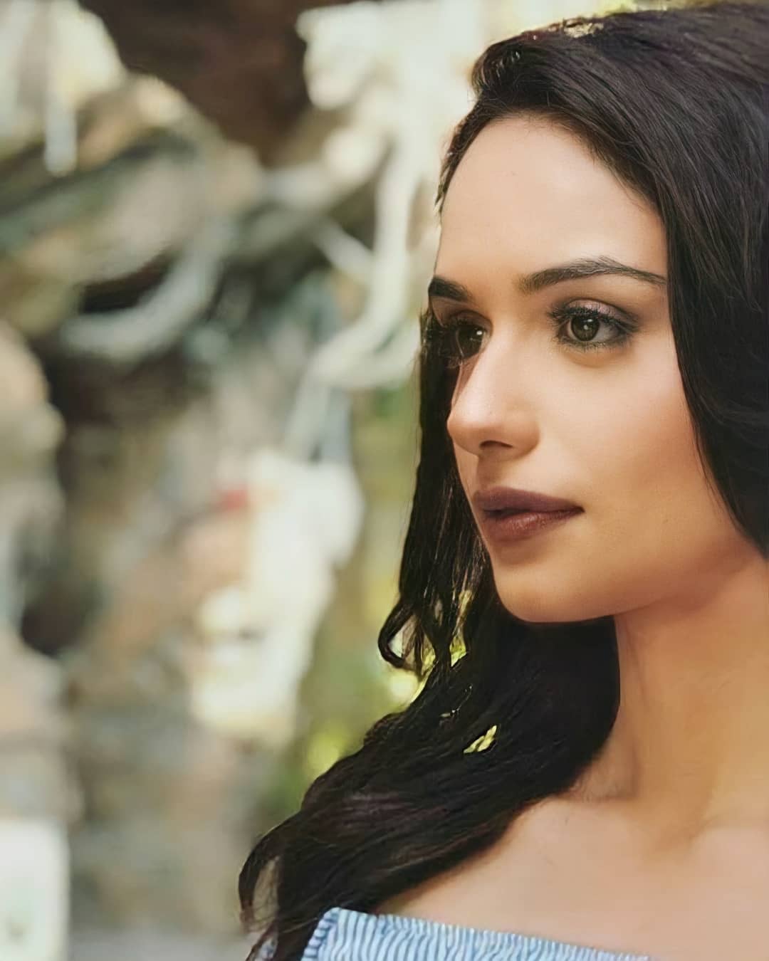 Manushi Chhillar - What a hot fuckable face | Scrolller