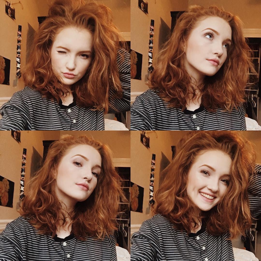 Many different poses, which one is your favourite? 😛 | Scrolller