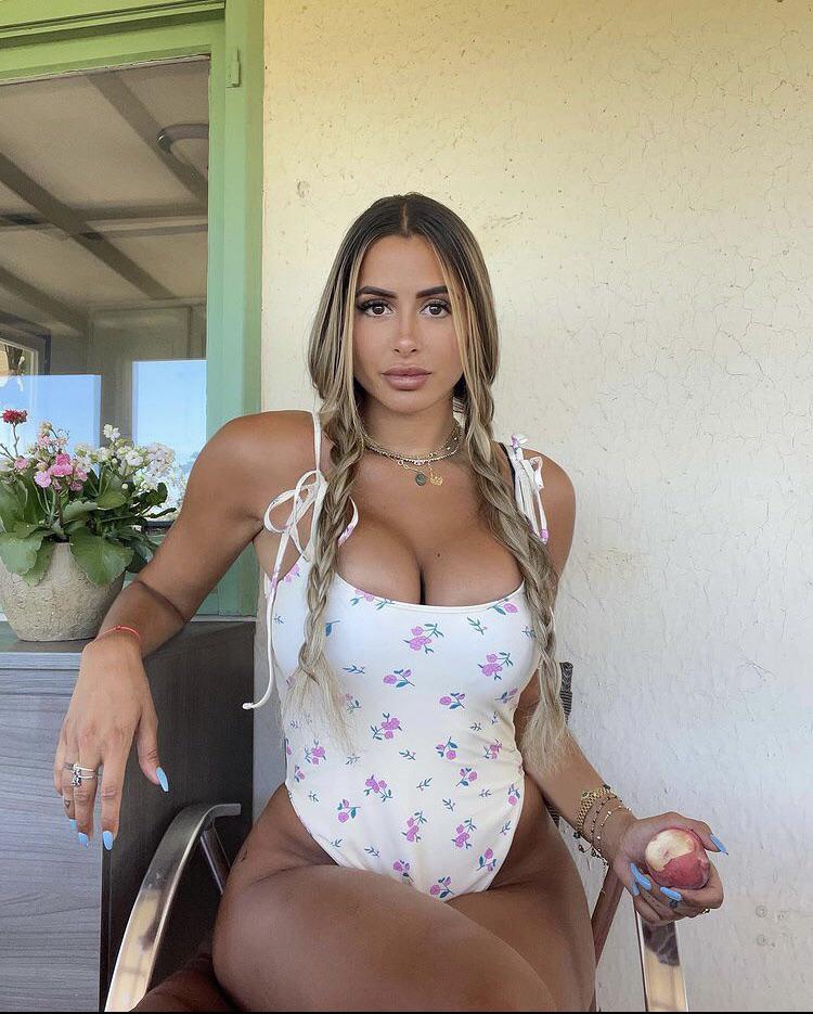 Marine El Himer 🤤 | Scrolller