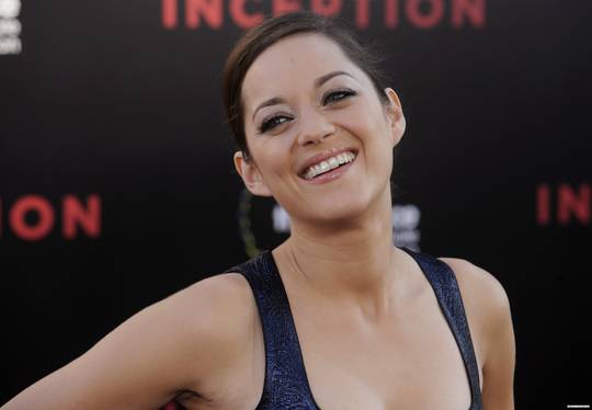 Marion Cotillard | Scrolller
