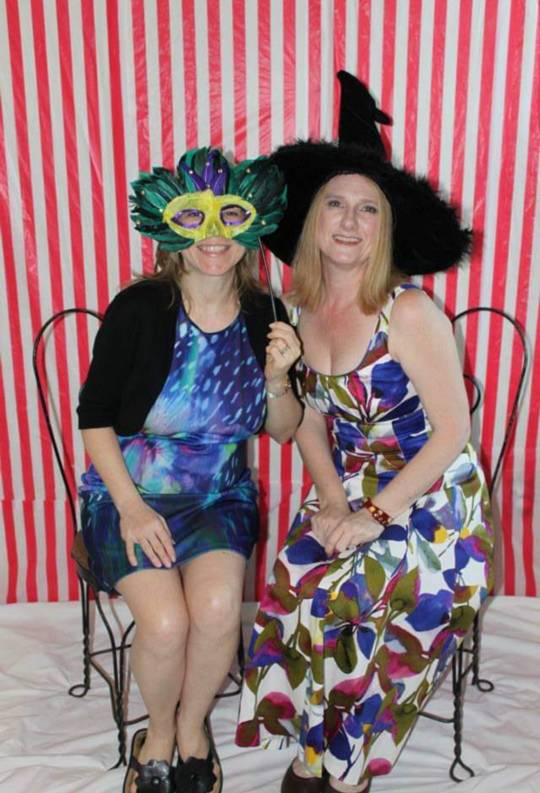 Sexy Masquerade GILF | Scrolller