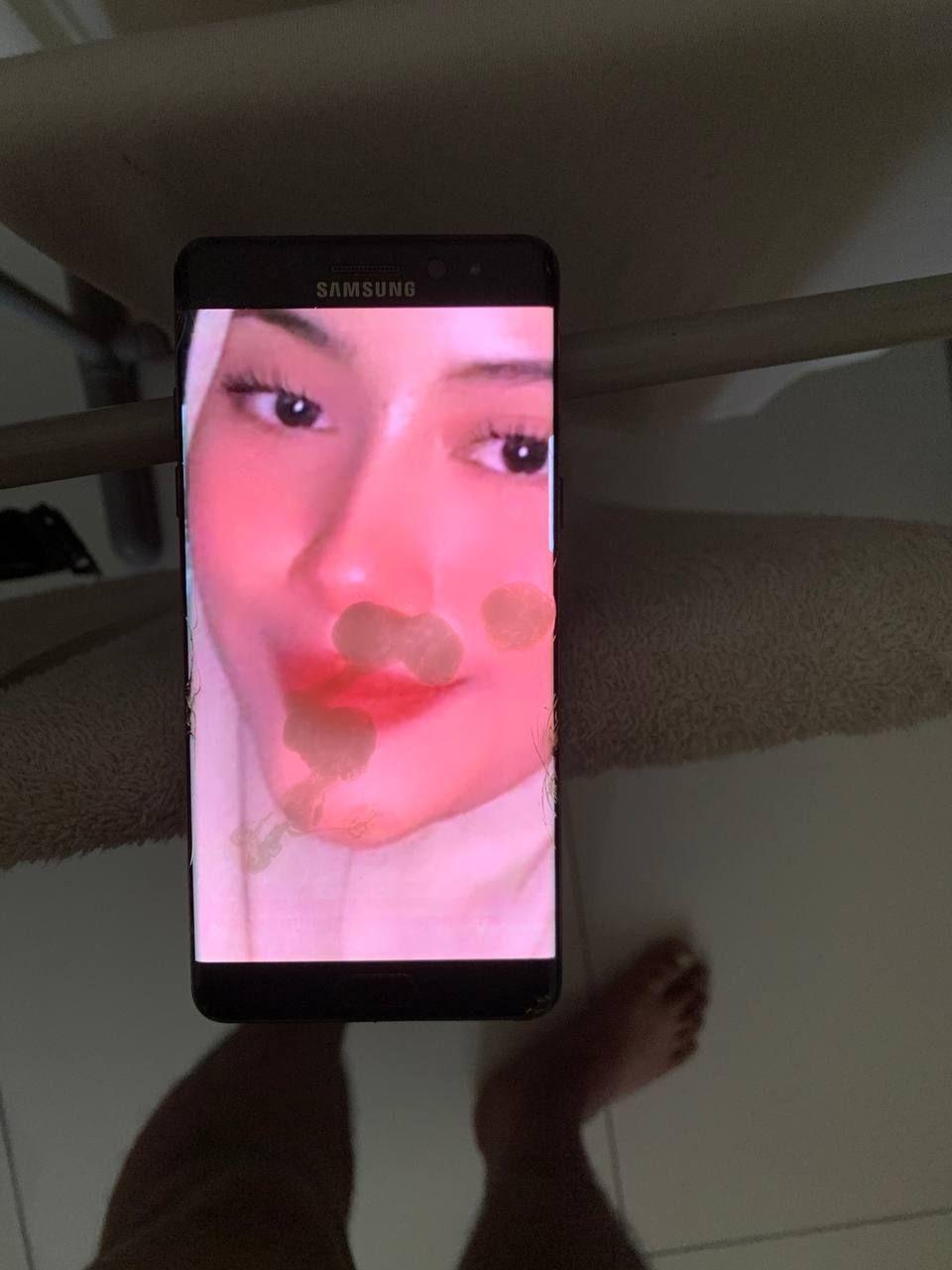 Material 0048 | Scrolller