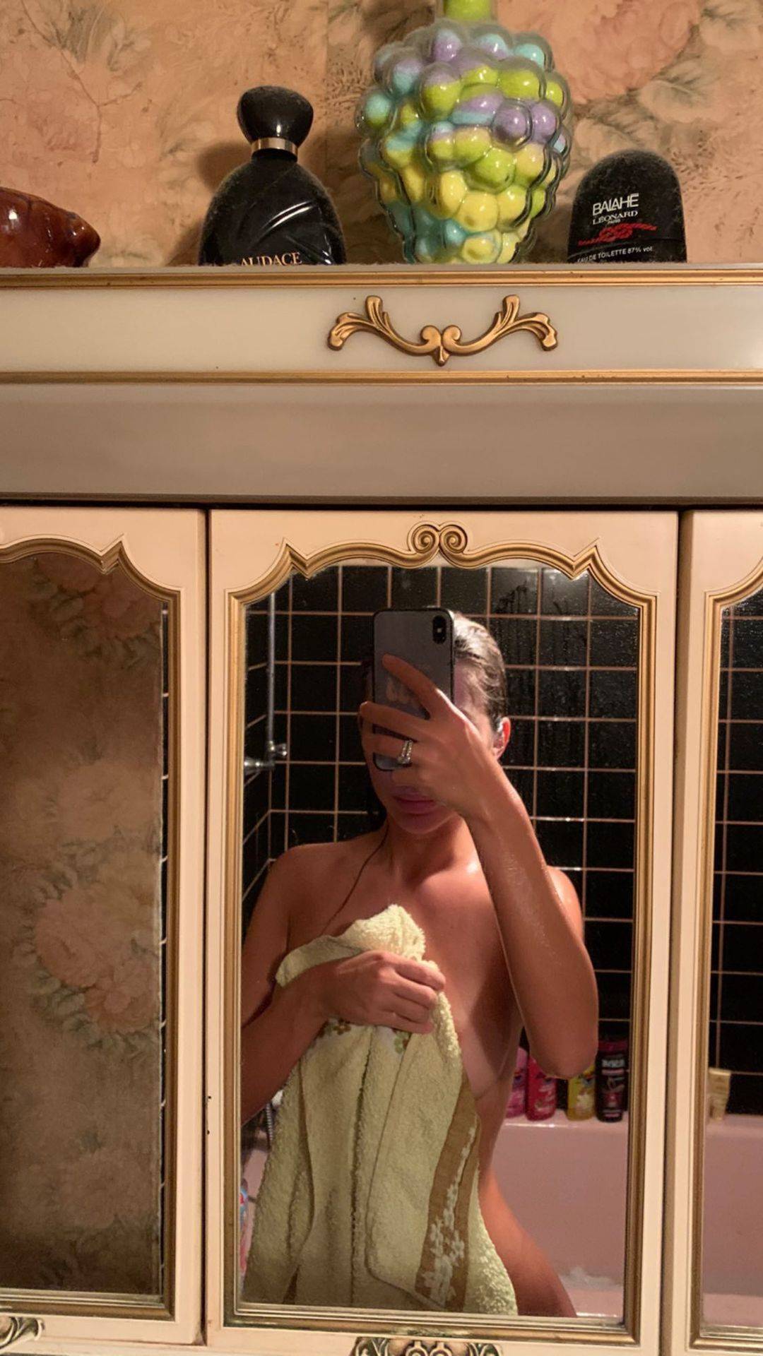 Mathilde | Scrolller