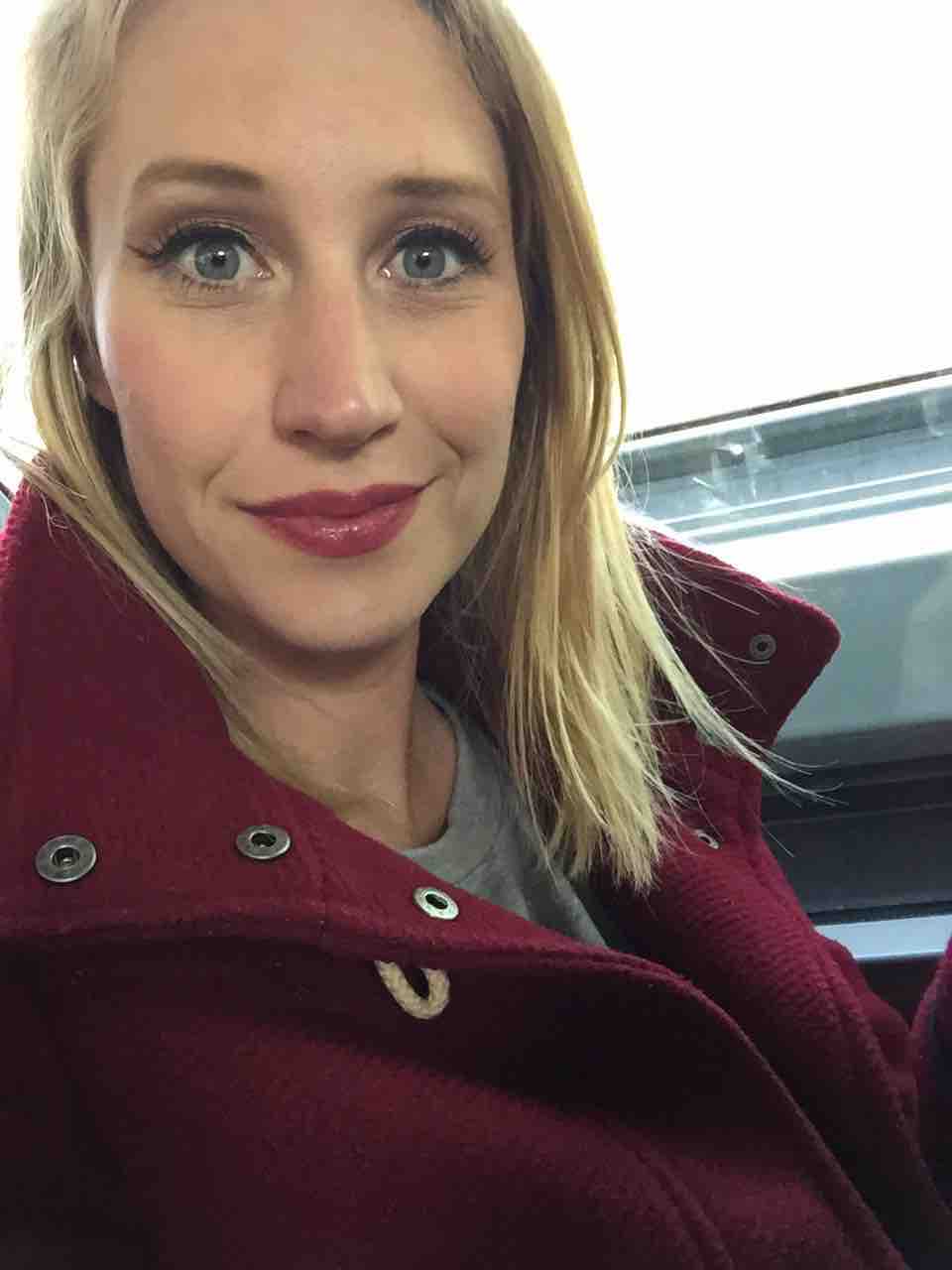 Maude in Poland selfie | Scrolller