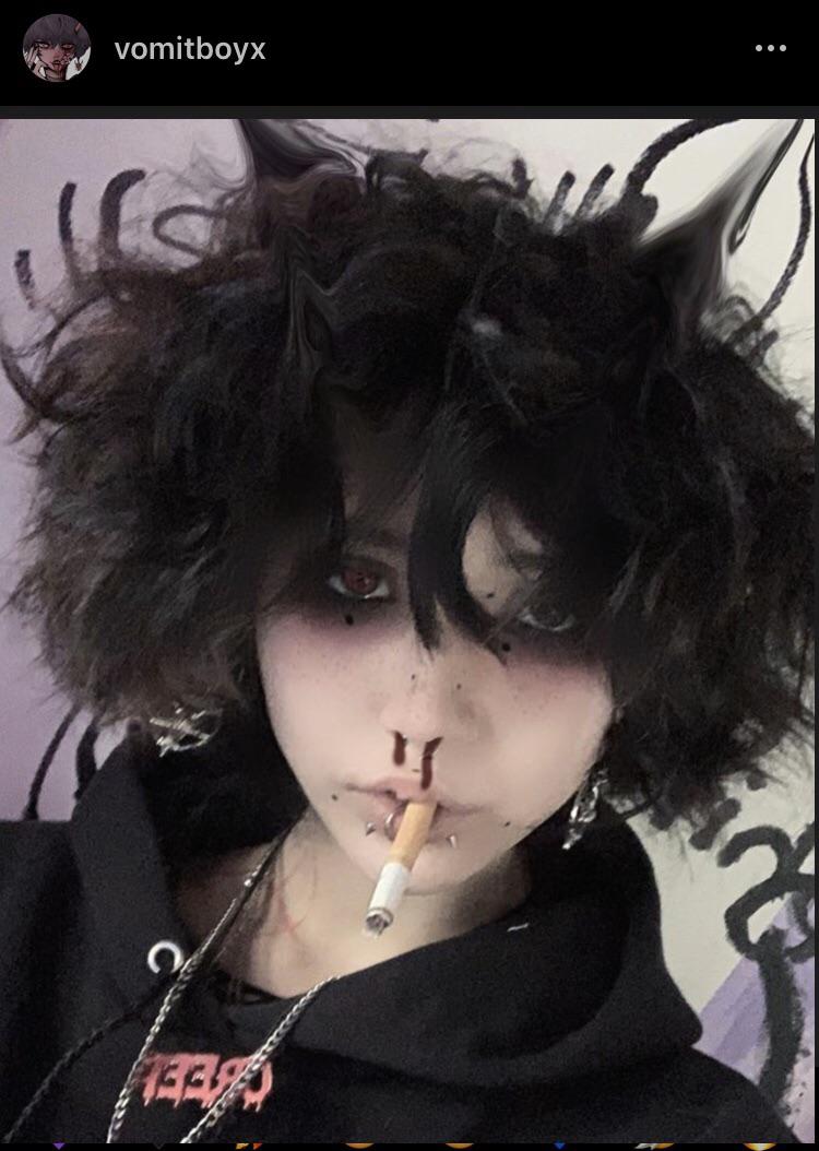 Max as a Doomer Emo Boi~ | Scrolller