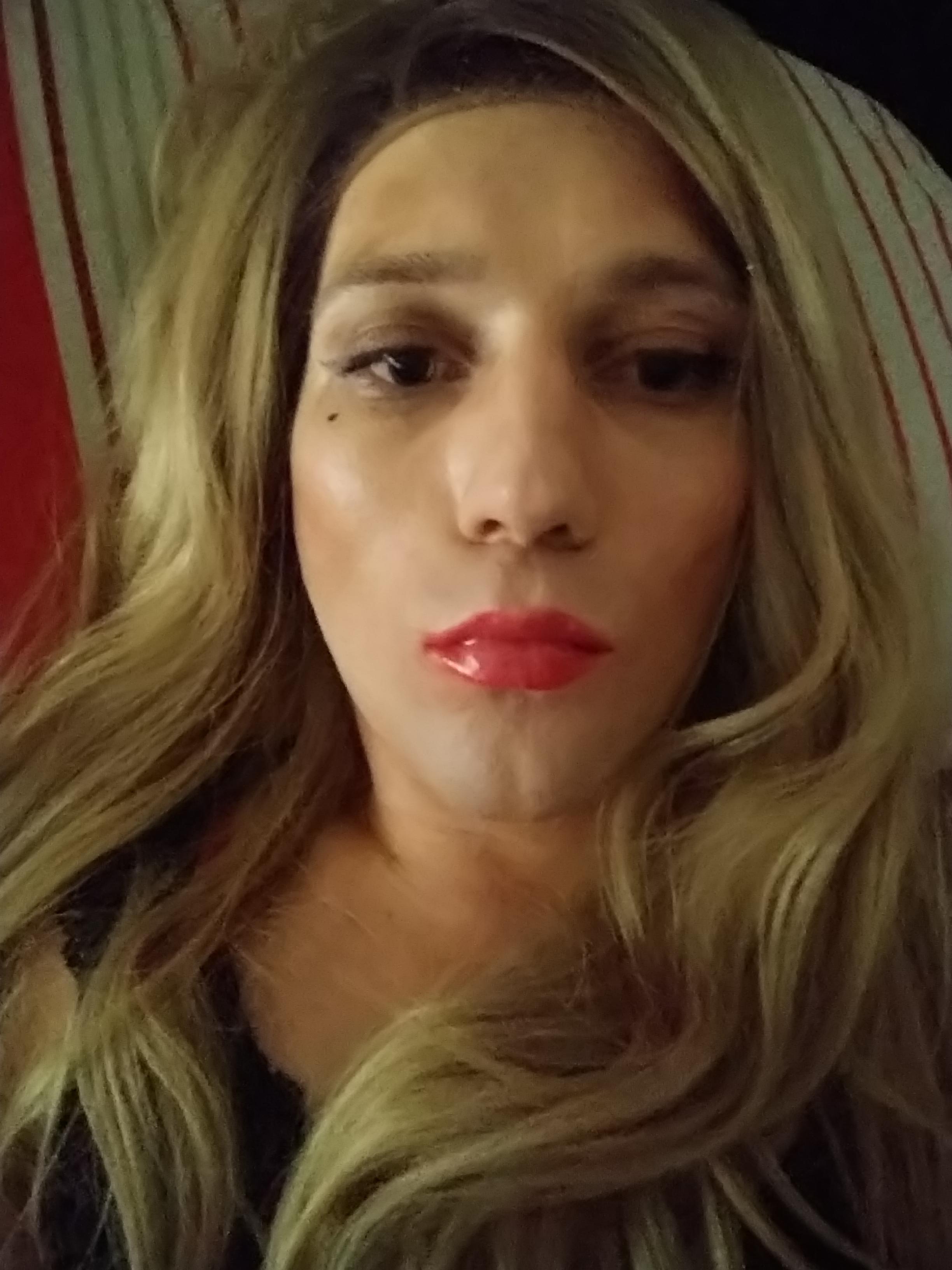 May I recommend the bj lips? | Scrolller