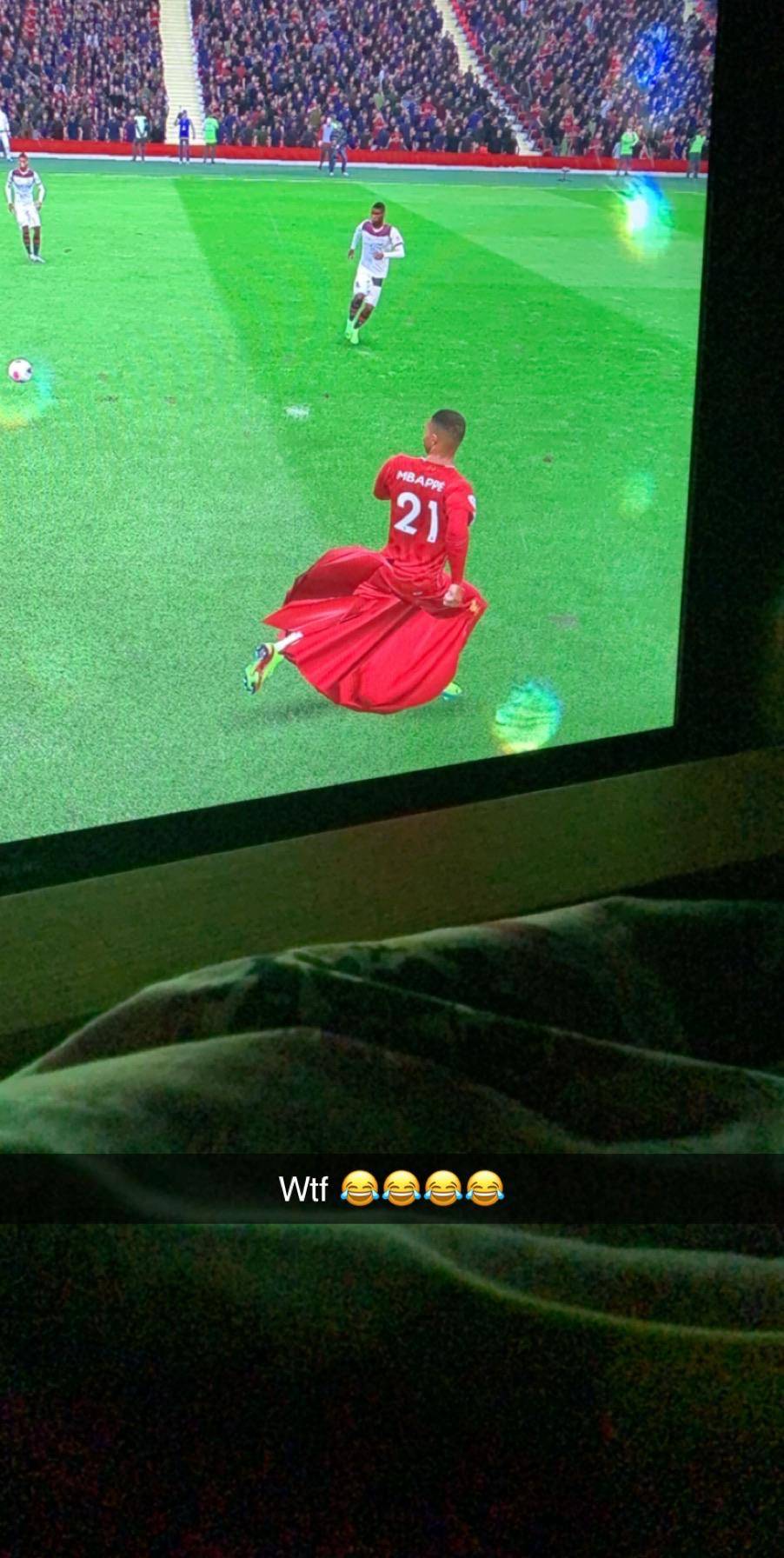 Mbappé looking fresh | Scrolller