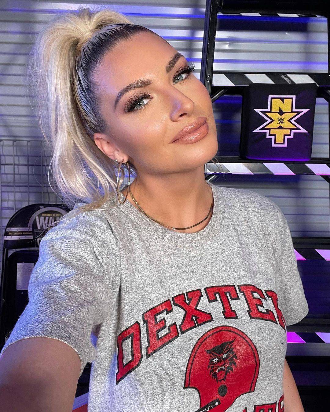 McKenzie Mitchell | Scrolller