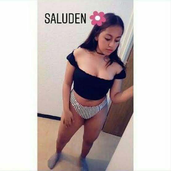 Me encanta como se ve con esas tangas grandecitas de adelante. | Scrolller