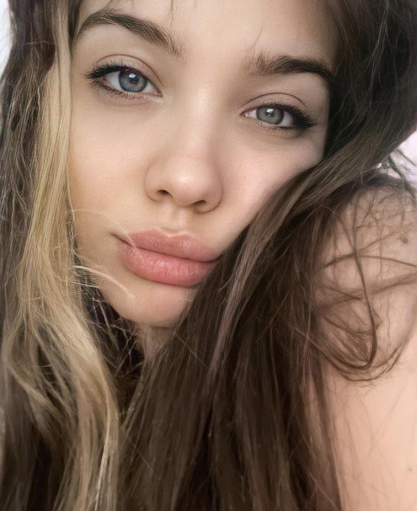 Me vuelvo loco con los labios de Malena Narvay | Scrolller