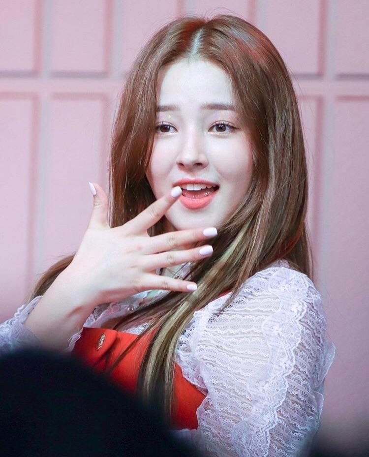 Me when i realize its Nancy Mondays 💗 | Scrolller