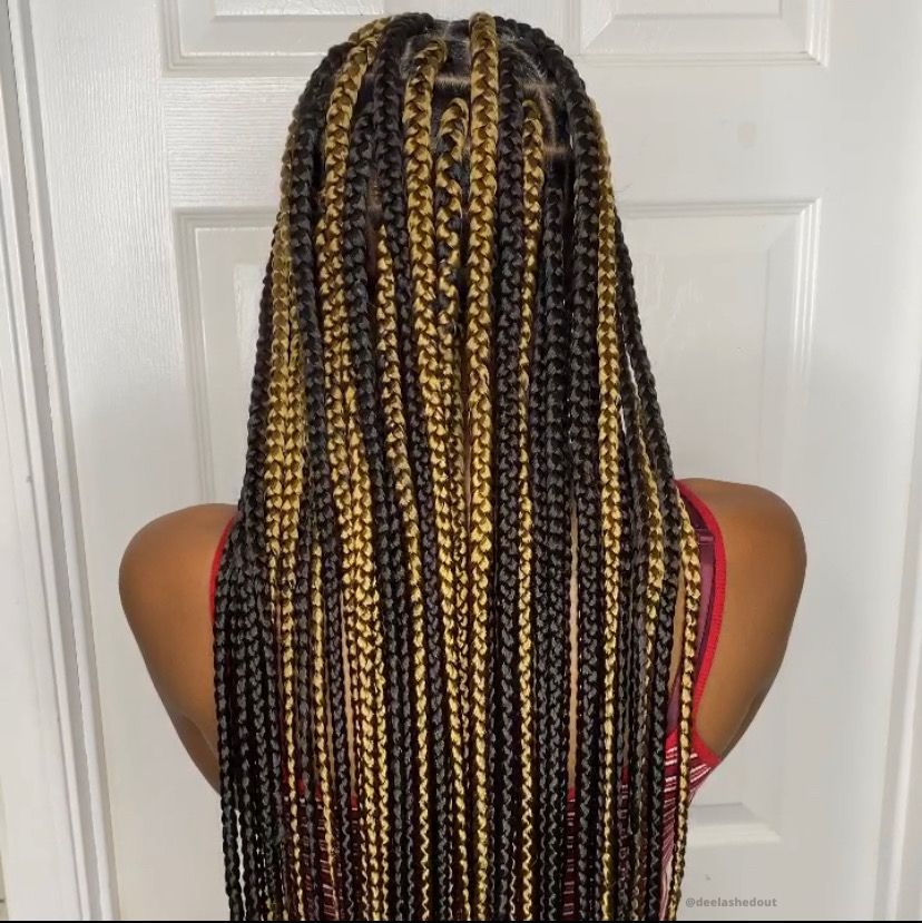 Medium box braids by @deelashedout | Scrolller