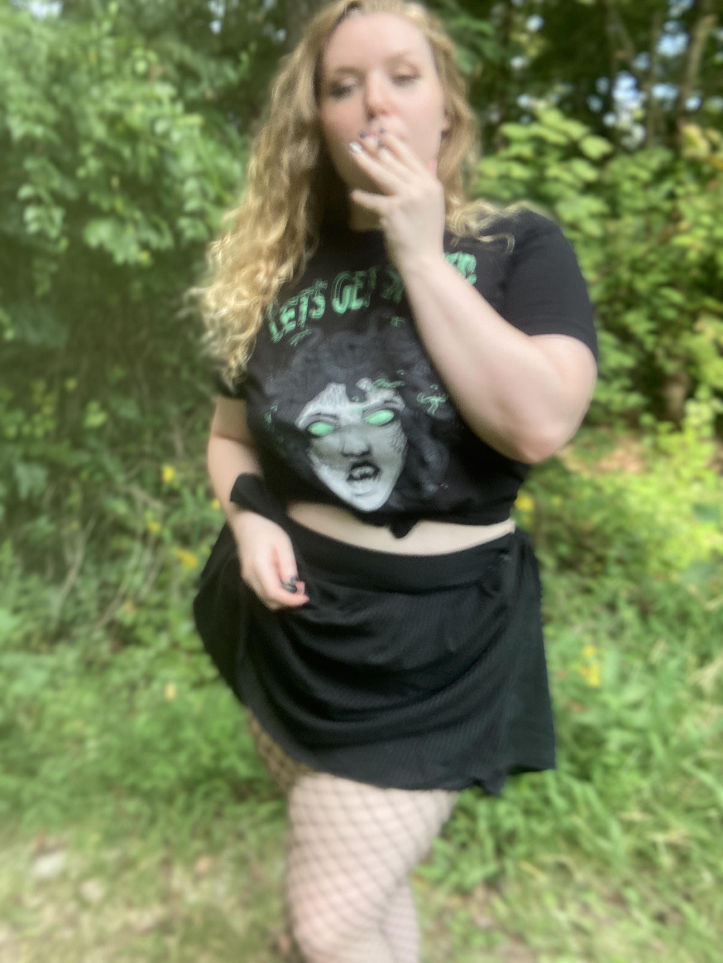 Medusa says “let’s get stoned” 🐍 💨 | Scrolller