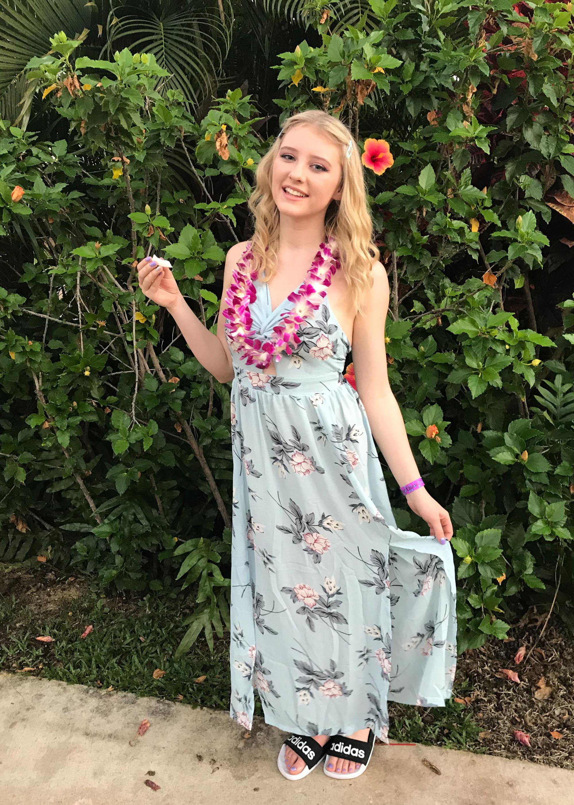 Melody Marks | Scrolller