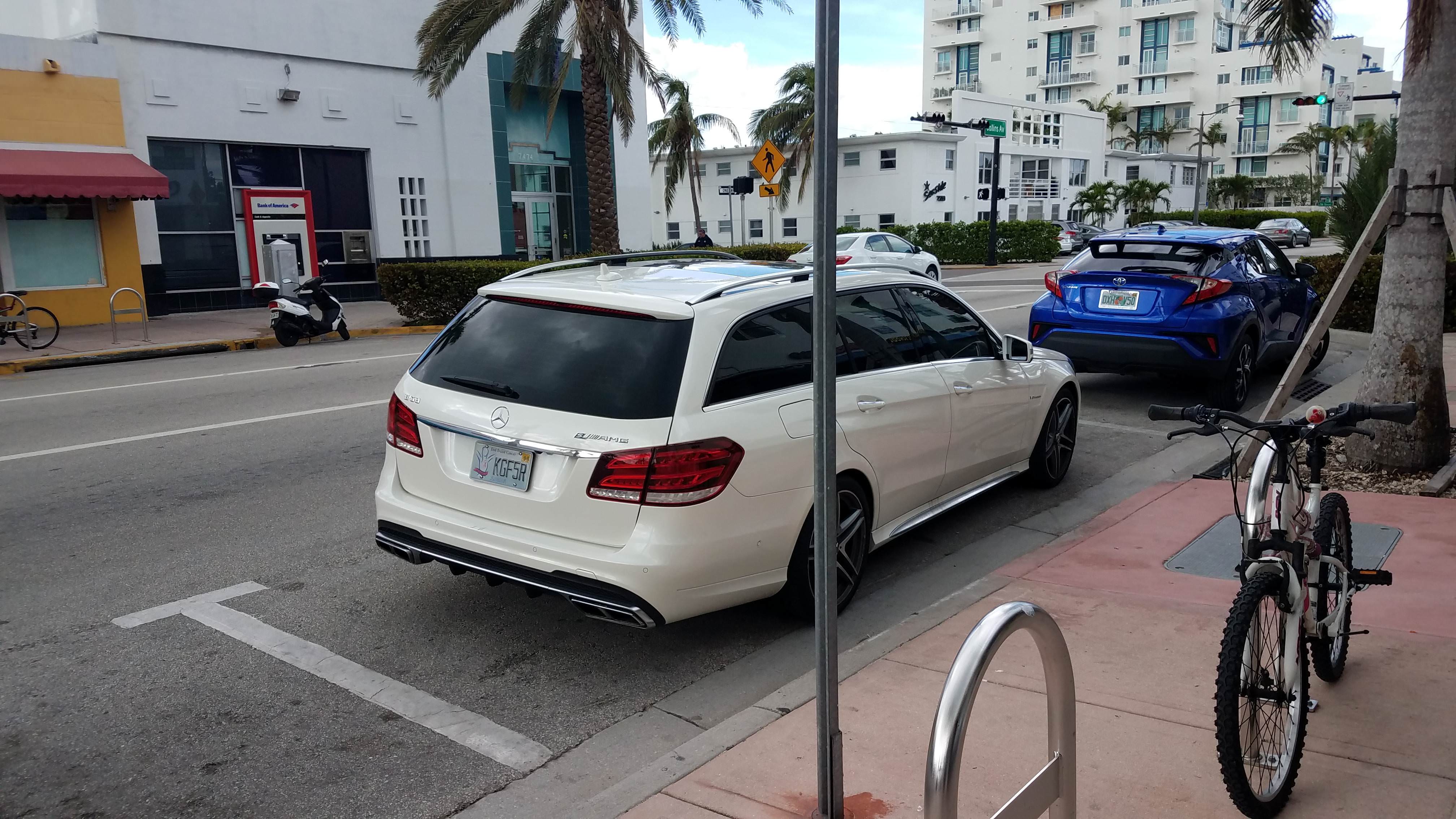 Mercedes Benz E63 Wagon Sport AMG | Scrolller