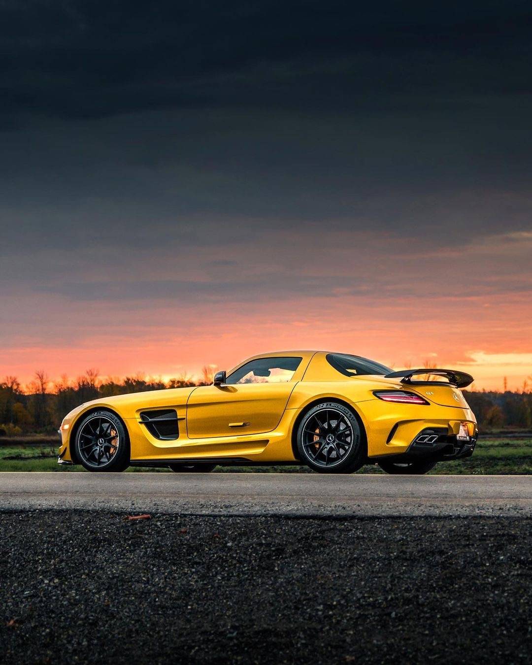 Mercedes SLS AMG Black Series | Scrolller