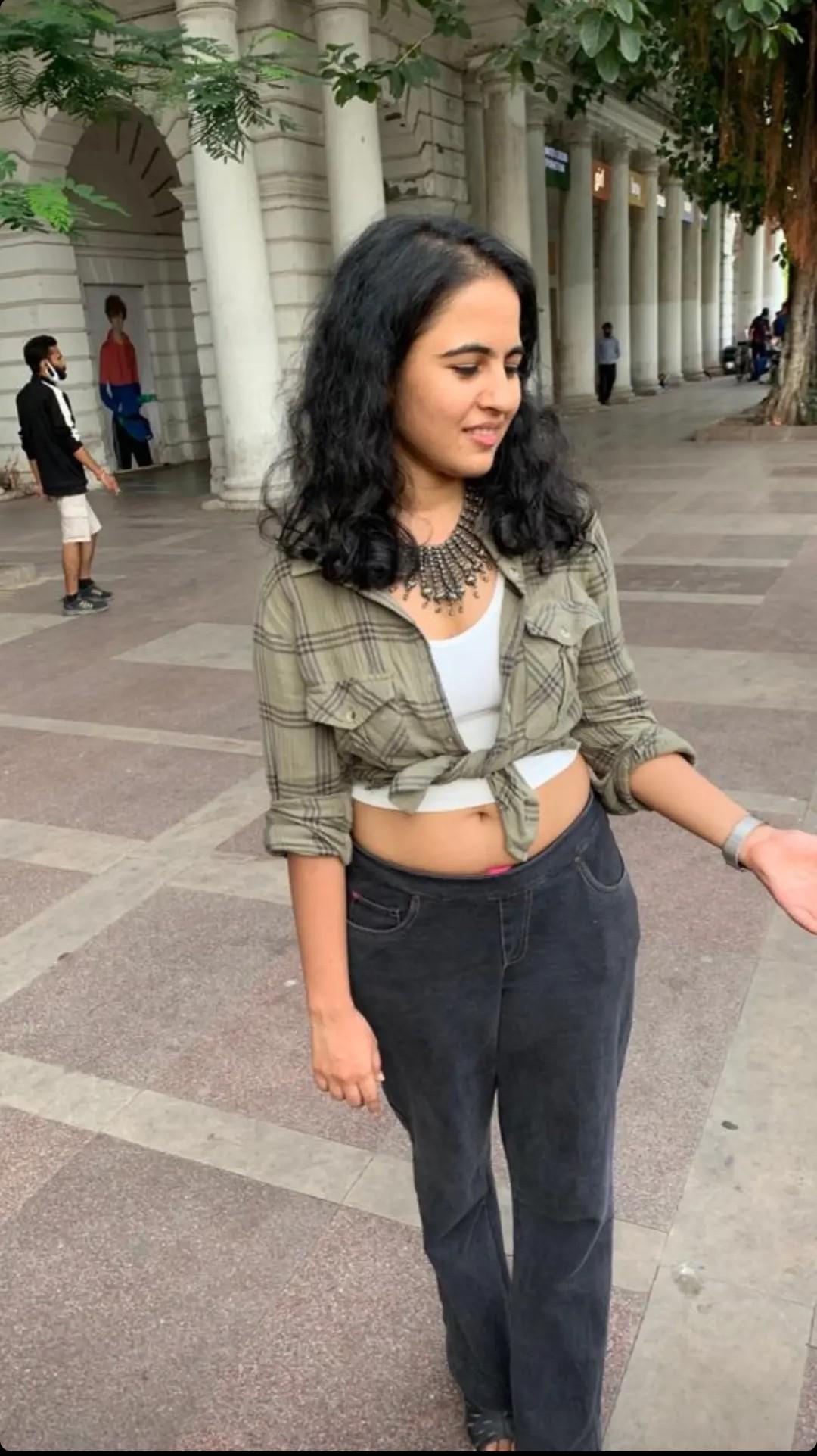 Meri behen ke sath kya karoge tum log? | Scrolller