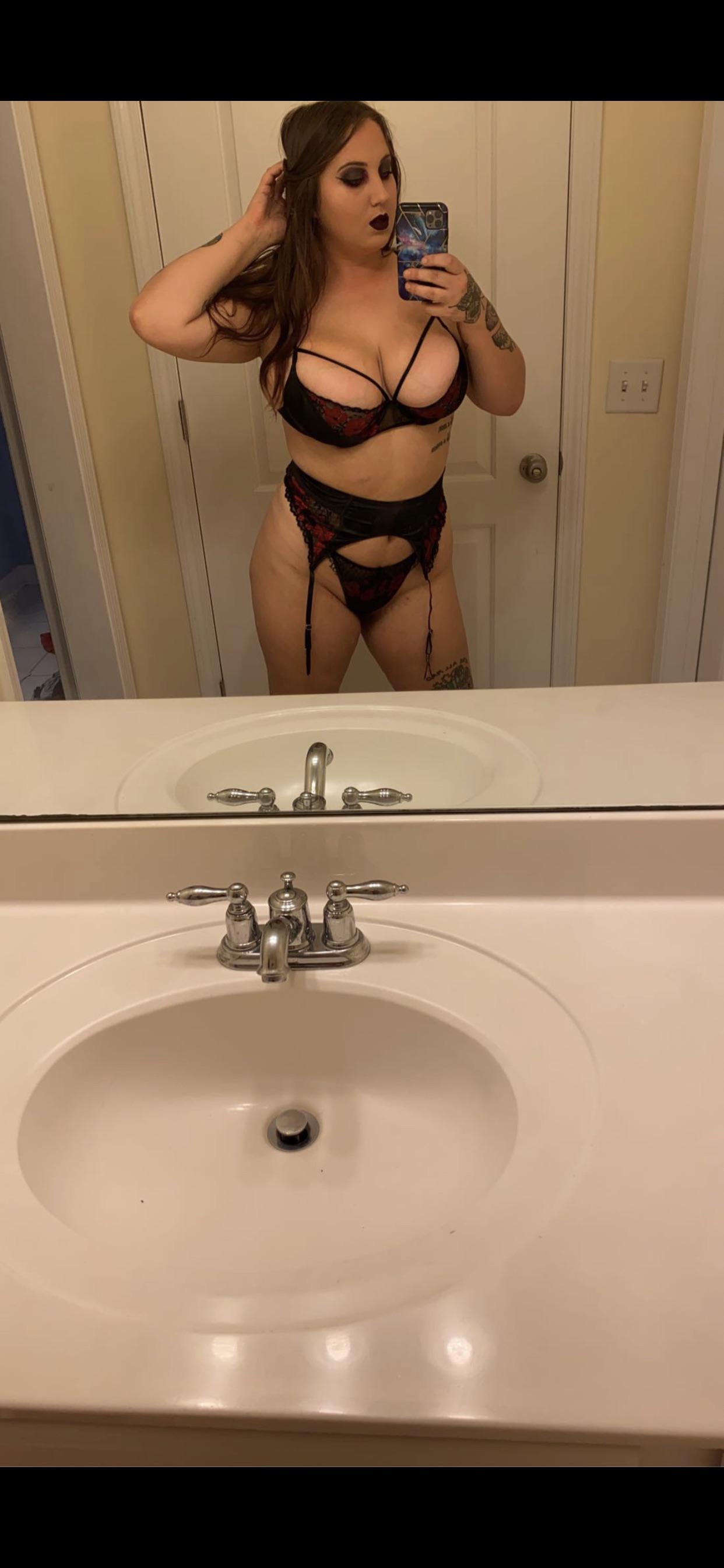 Merry Thickmas Reddit. 😍😘😈 | Scrolller