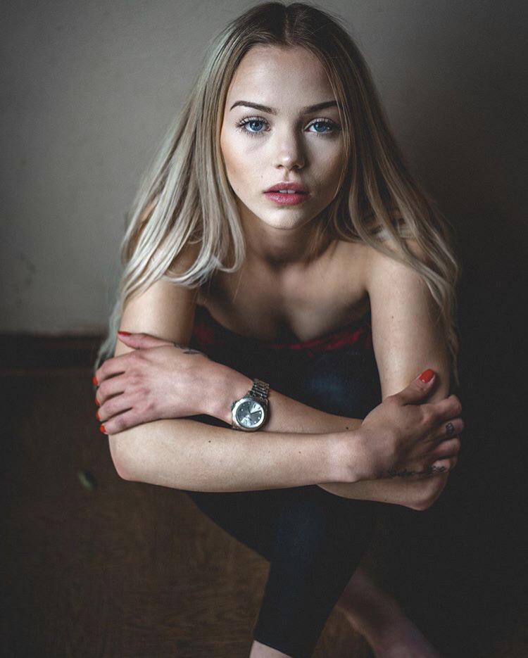 Michelle | Scrolller