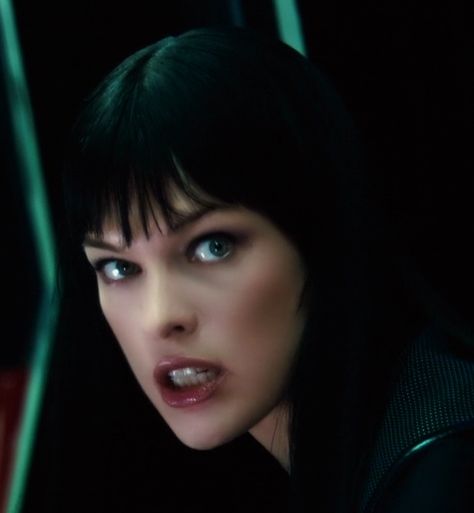 Mila Jovovich Ultraviolet | Scrolller