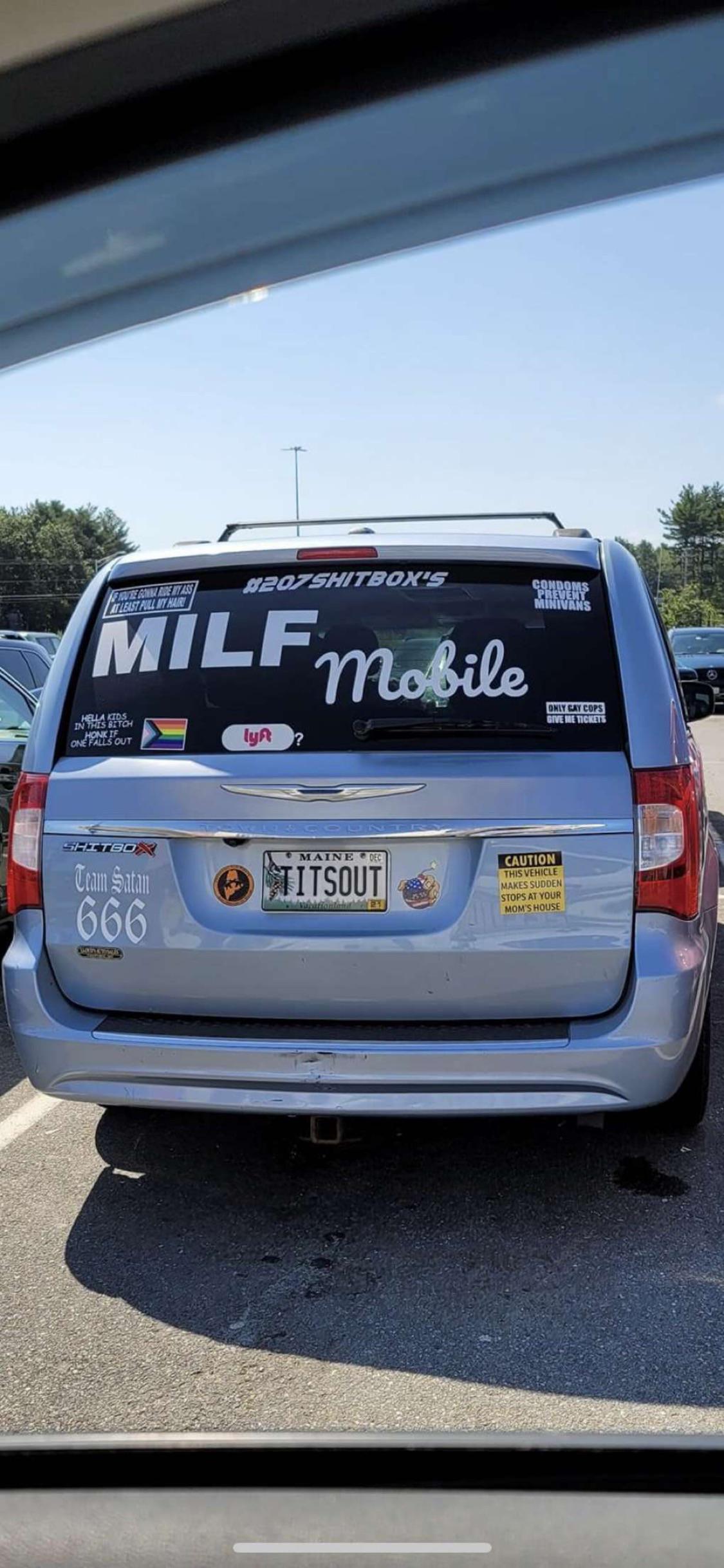 Milf Mobile | Scrolller