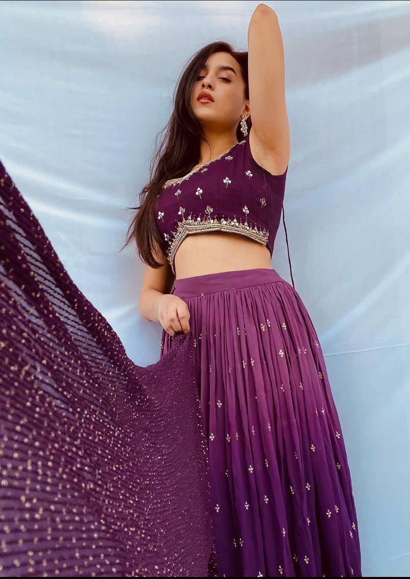 Milky armpit of Janvi Singh | Scrolller